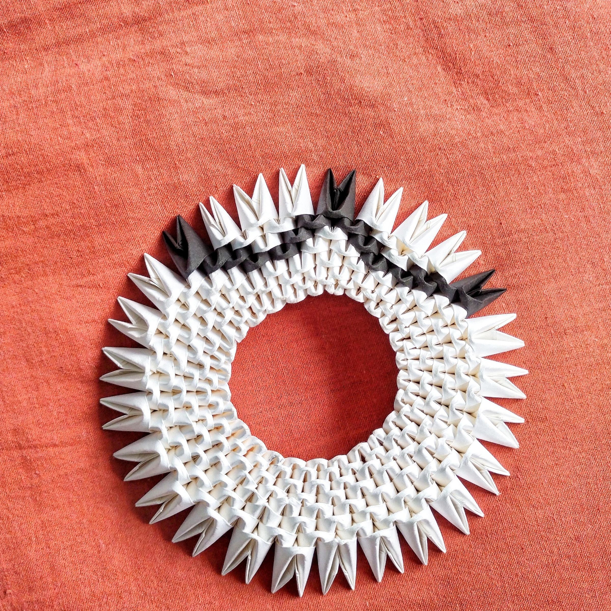 MODULAR ORIGAMI 3D PANDA : 17 Steps (with Pictures) - Instructables