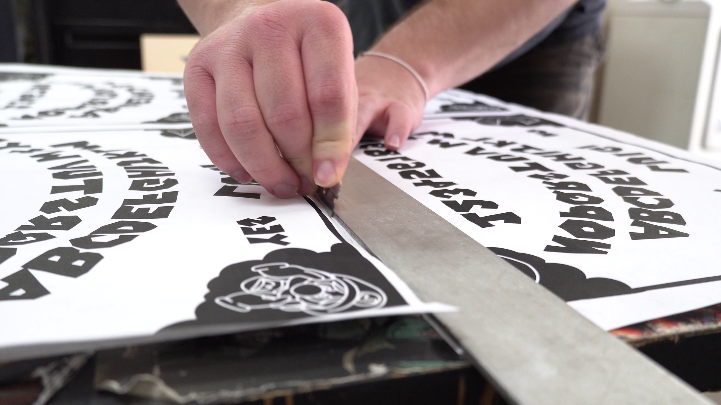 Custom Wooden Ouija Board // Luigi Board : 10 Steps (with Pictures ...