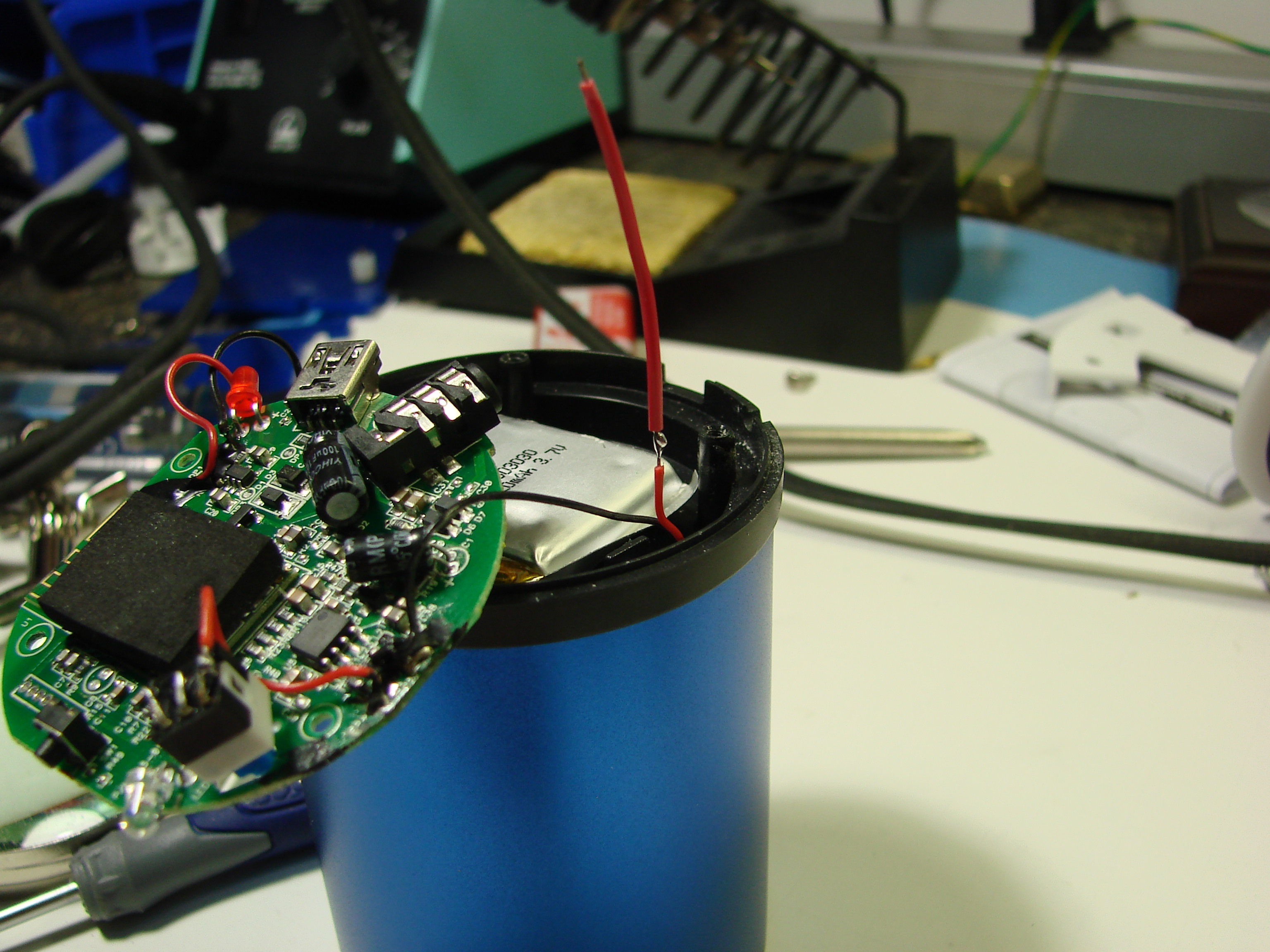 Bluetooth Speaker Hack - Home Theater Streaming : 8 Steps (with ...