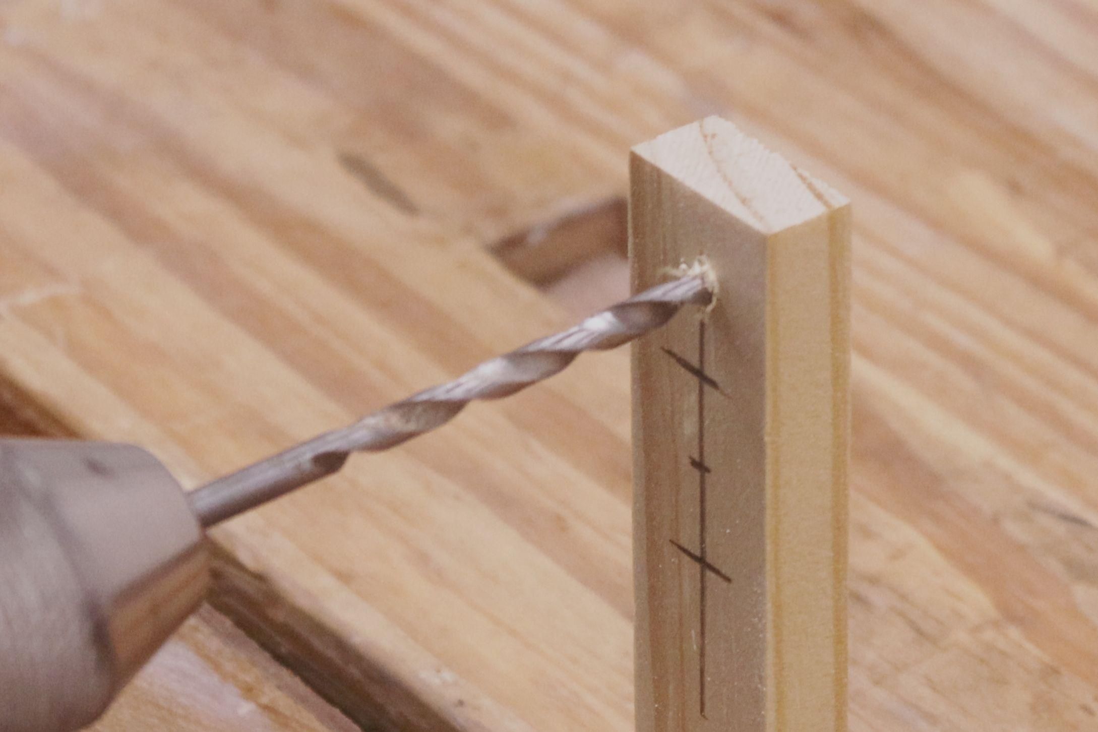 Quick Wall-Mount Tape Measure Rack : 4 Steps (with Pictures ...