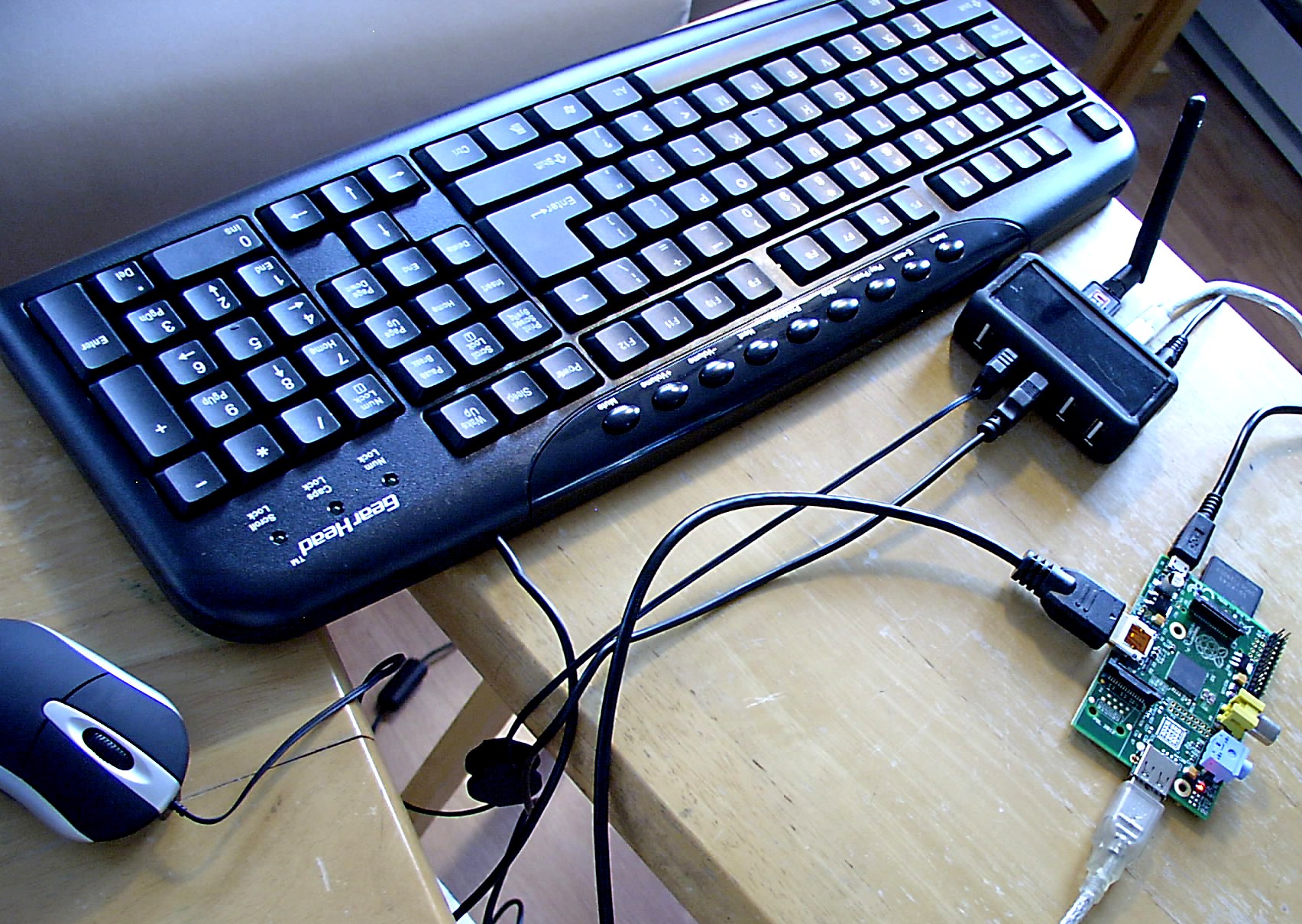 The Raspberry Pi - Lapdock Connection : 7 Steps - Instructables