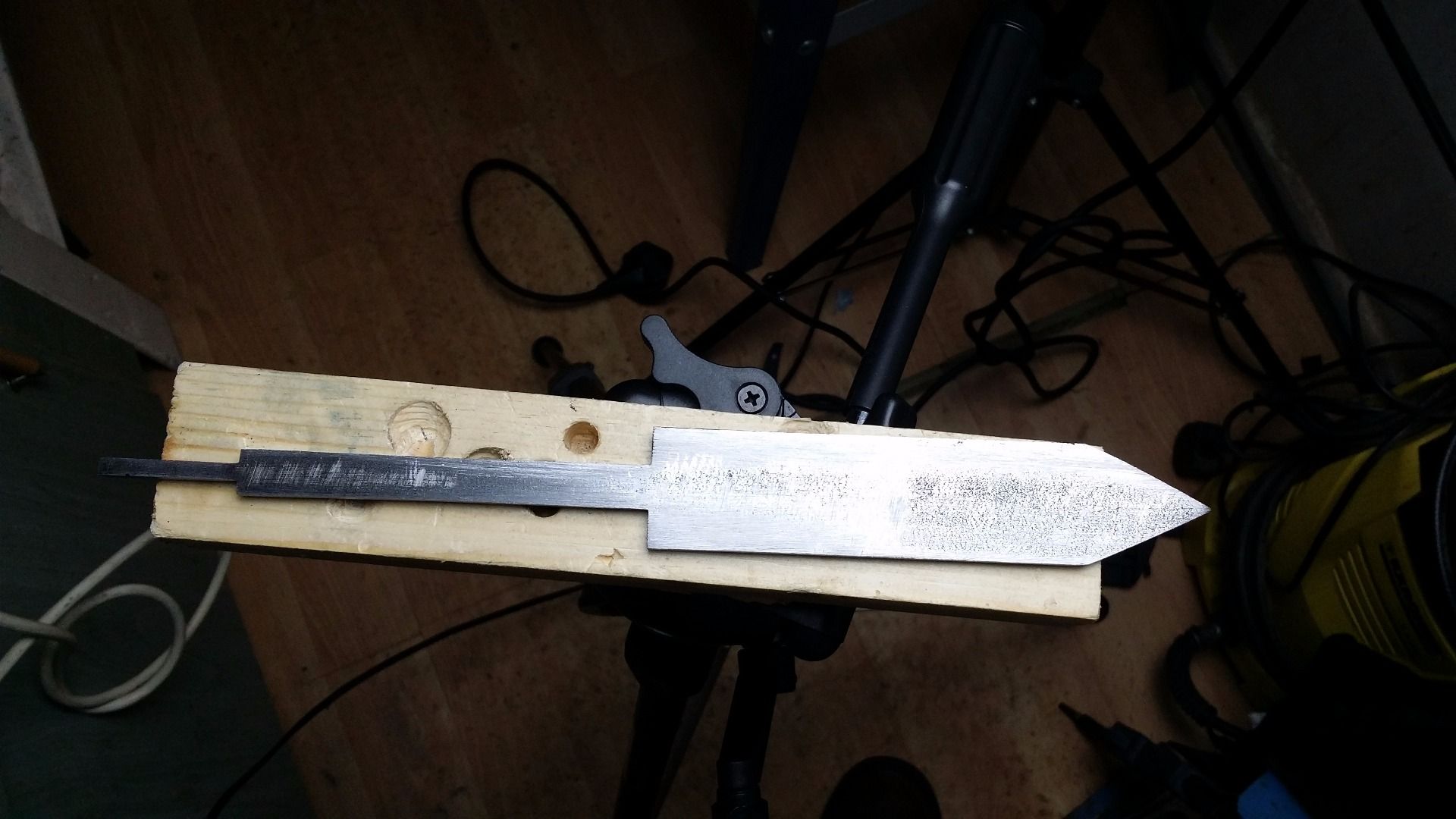 How to Make a Dagger : 9 Steps (with Pictures) - Instructables