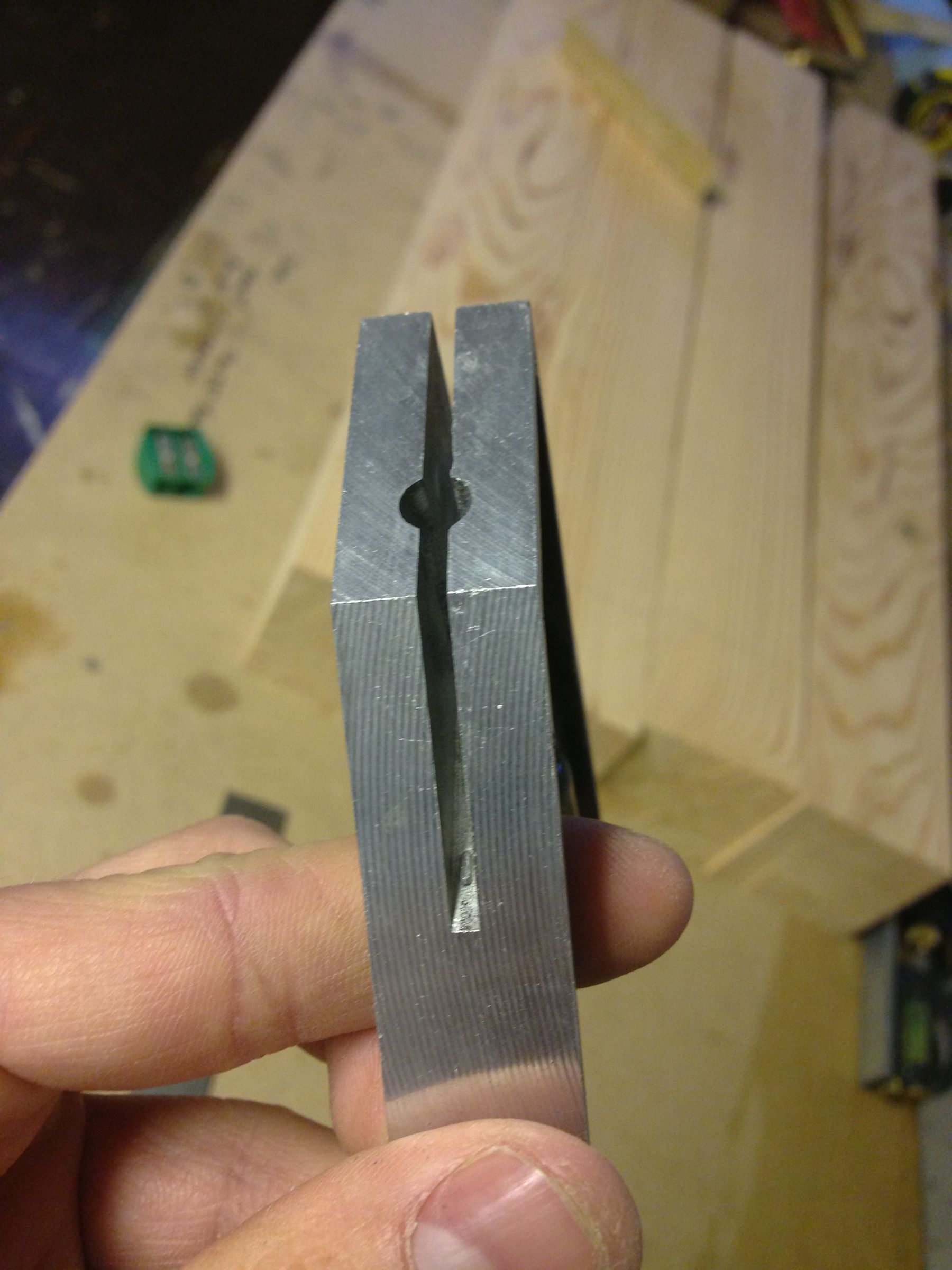 How to Square a Combination Square : 3 Steps - Instructables