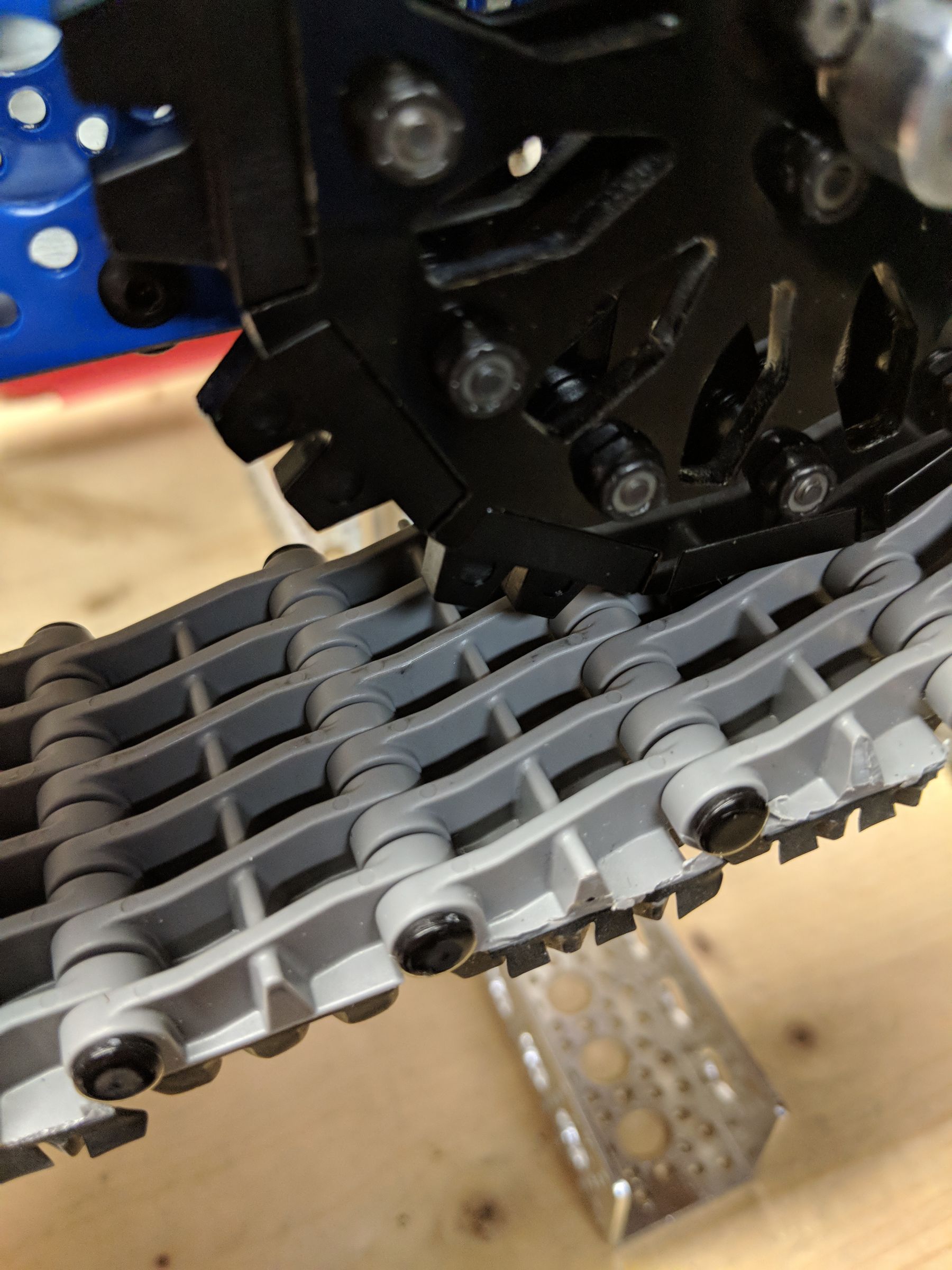 Trackbot Mk V : 8 Steps (with Pictures) - Instructables