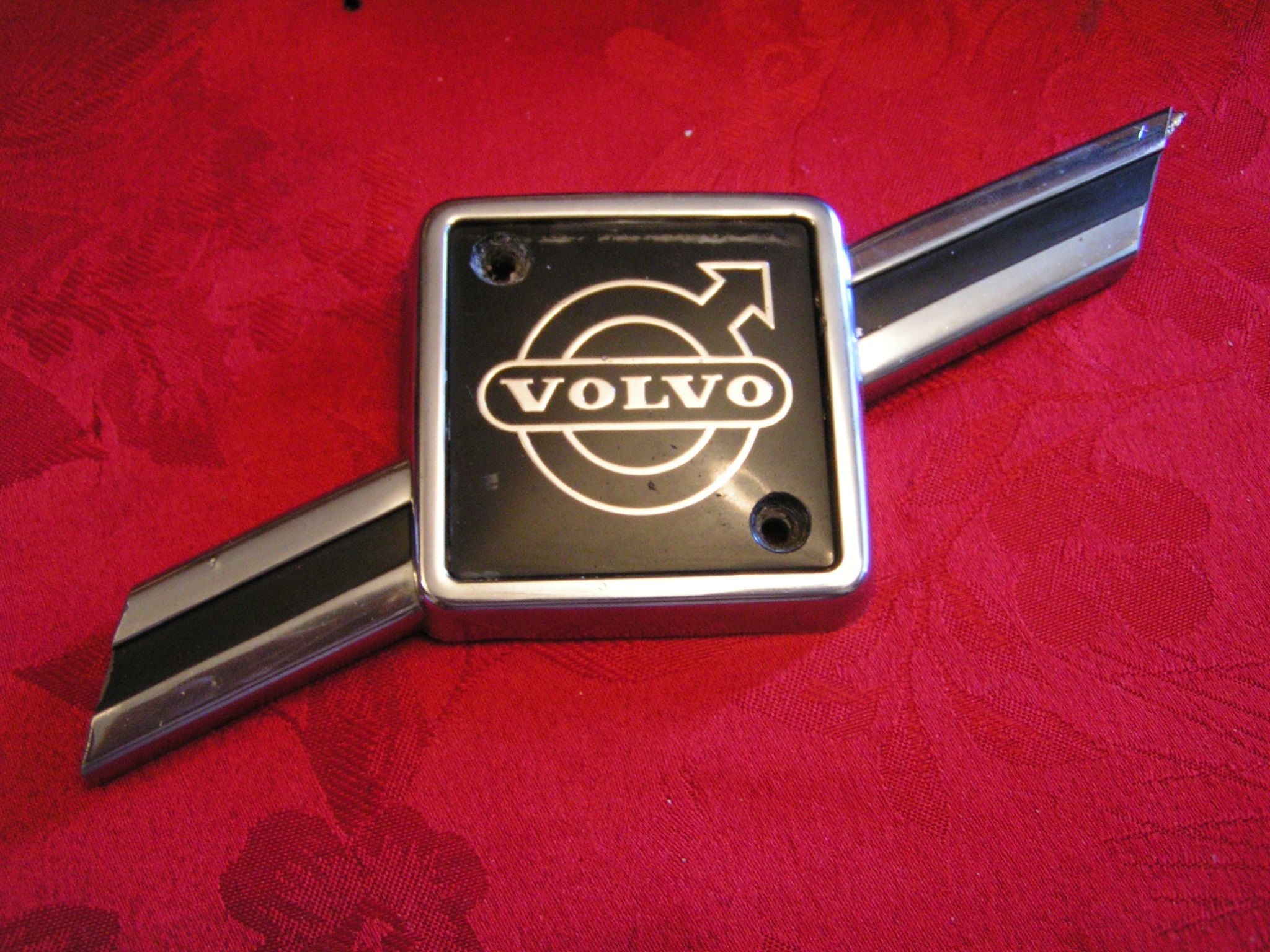 VOLVO Guitar Project : 14 Steps (with Pictures) - Instructables