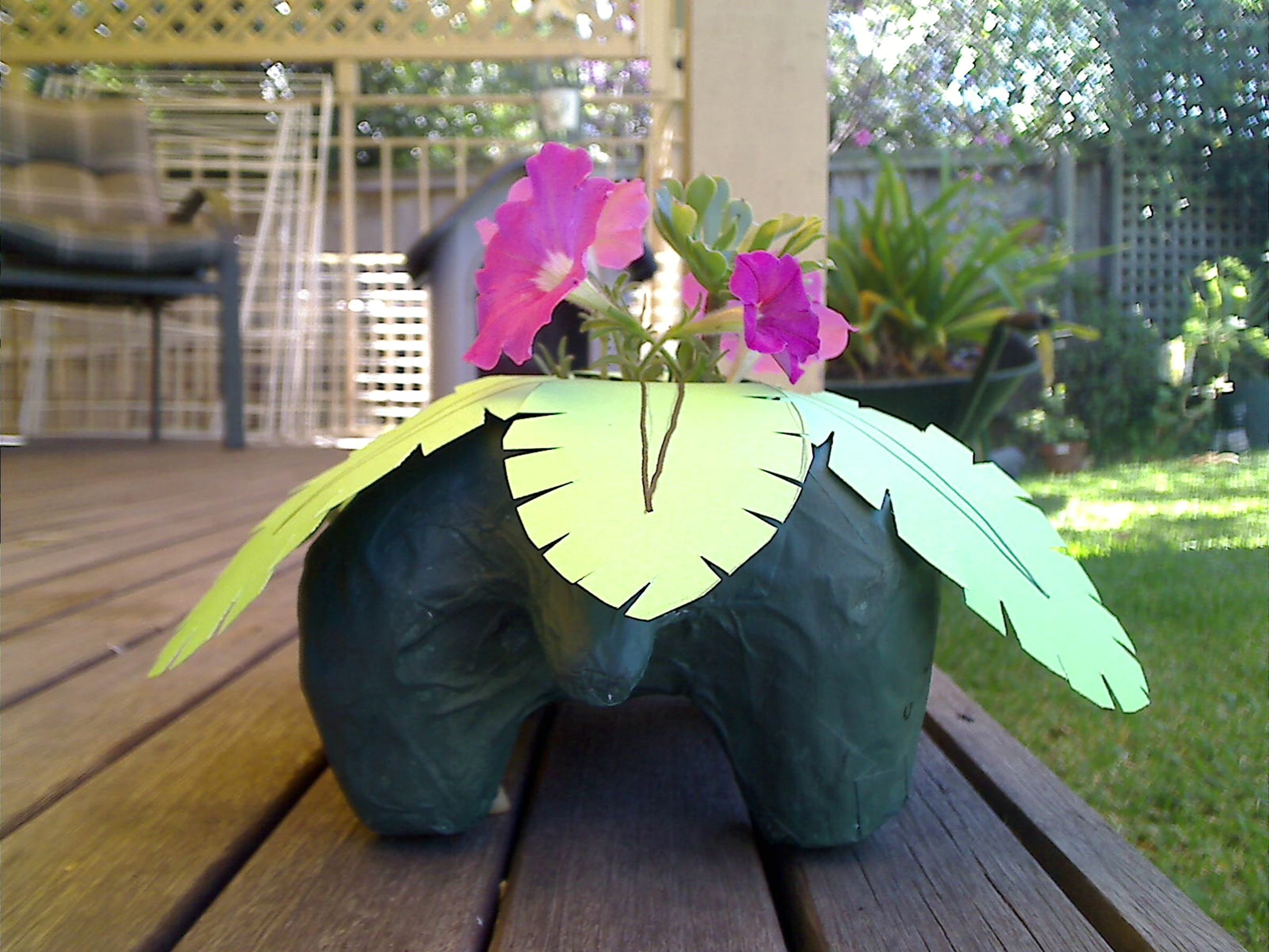Make a Venusaur Planter Pot! : 16 Steps (with Pictures) - Instructables