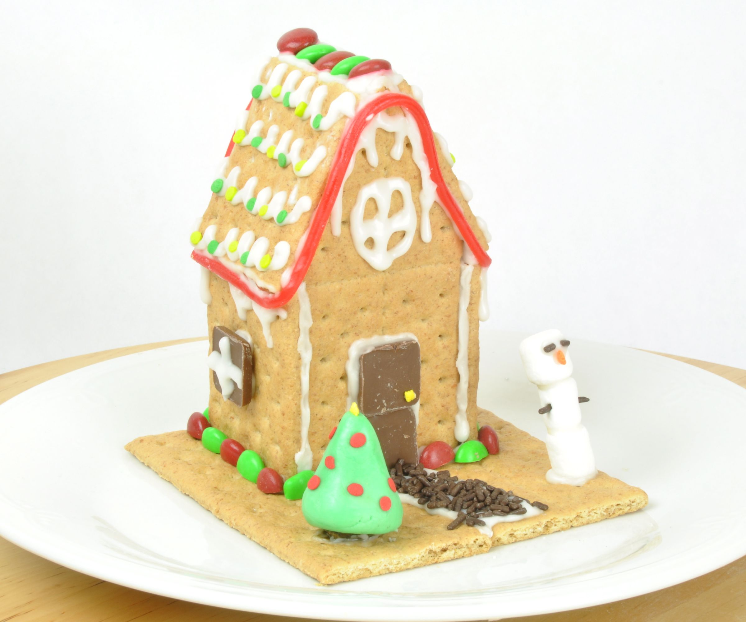 Graham Cracker "Gingerbread" House for Kids : 6 Steps (with Pictures ...