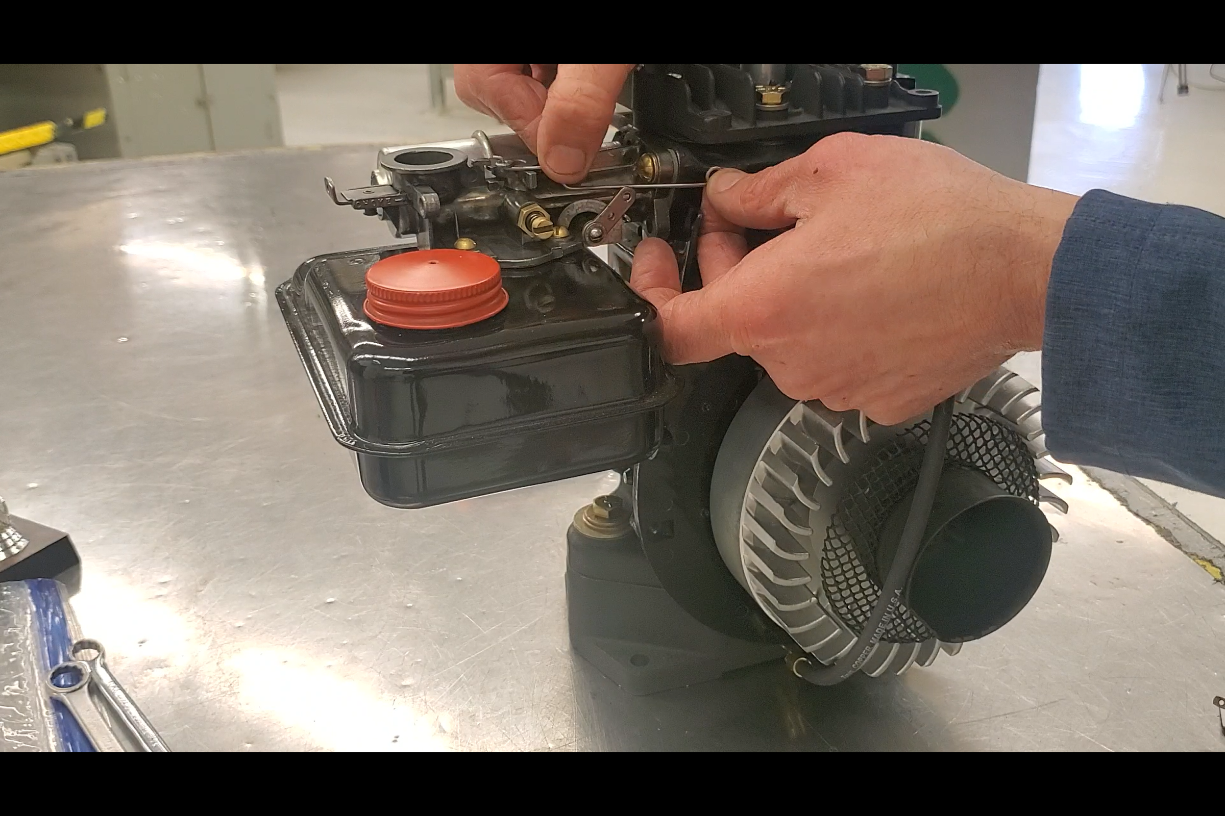 Restoring a 74 Year Old Antique Engine! : 5 Steps (with Pictures ...