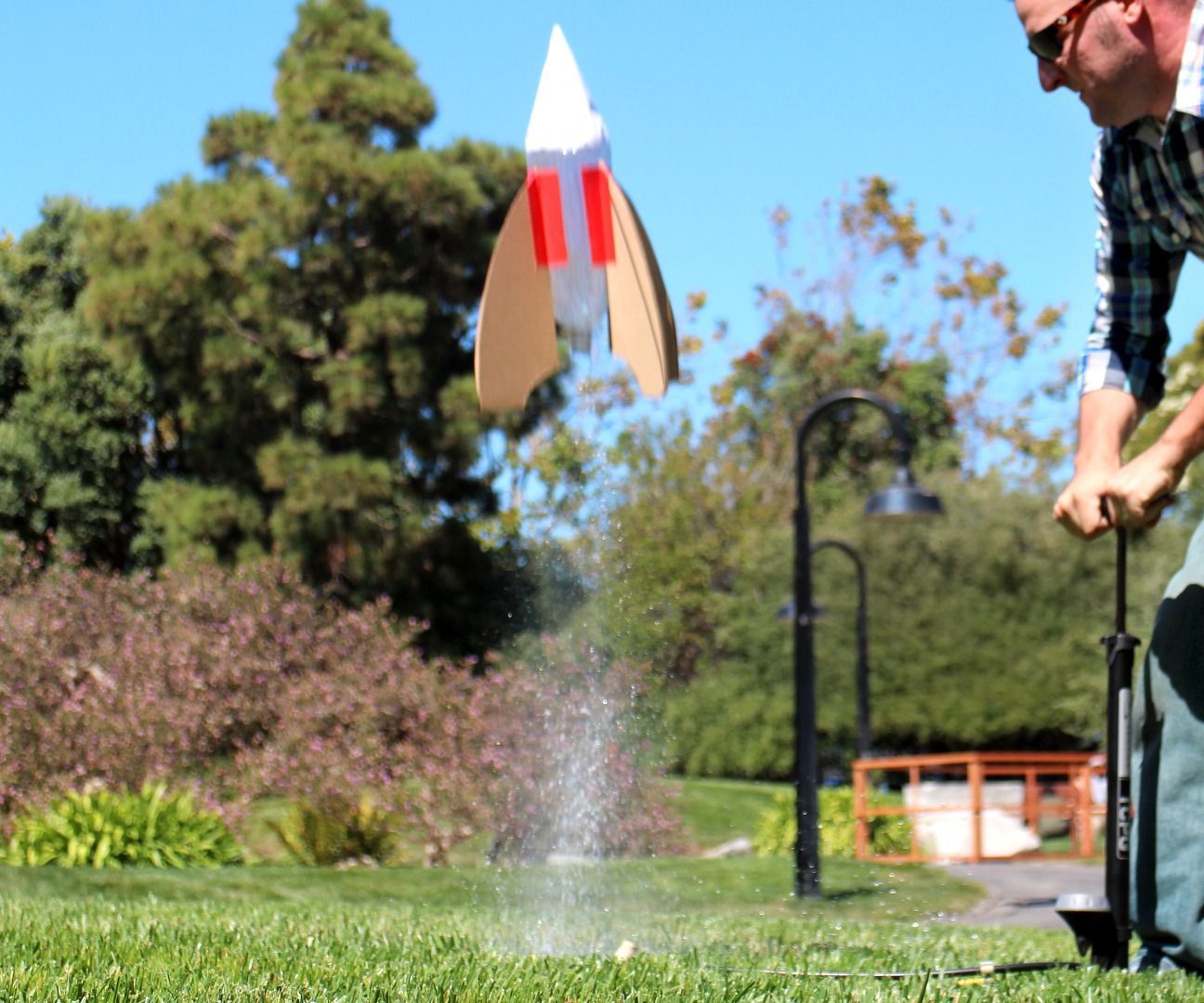 2 Liter Rocket : 9 Steps (with Pictures) - Instructables