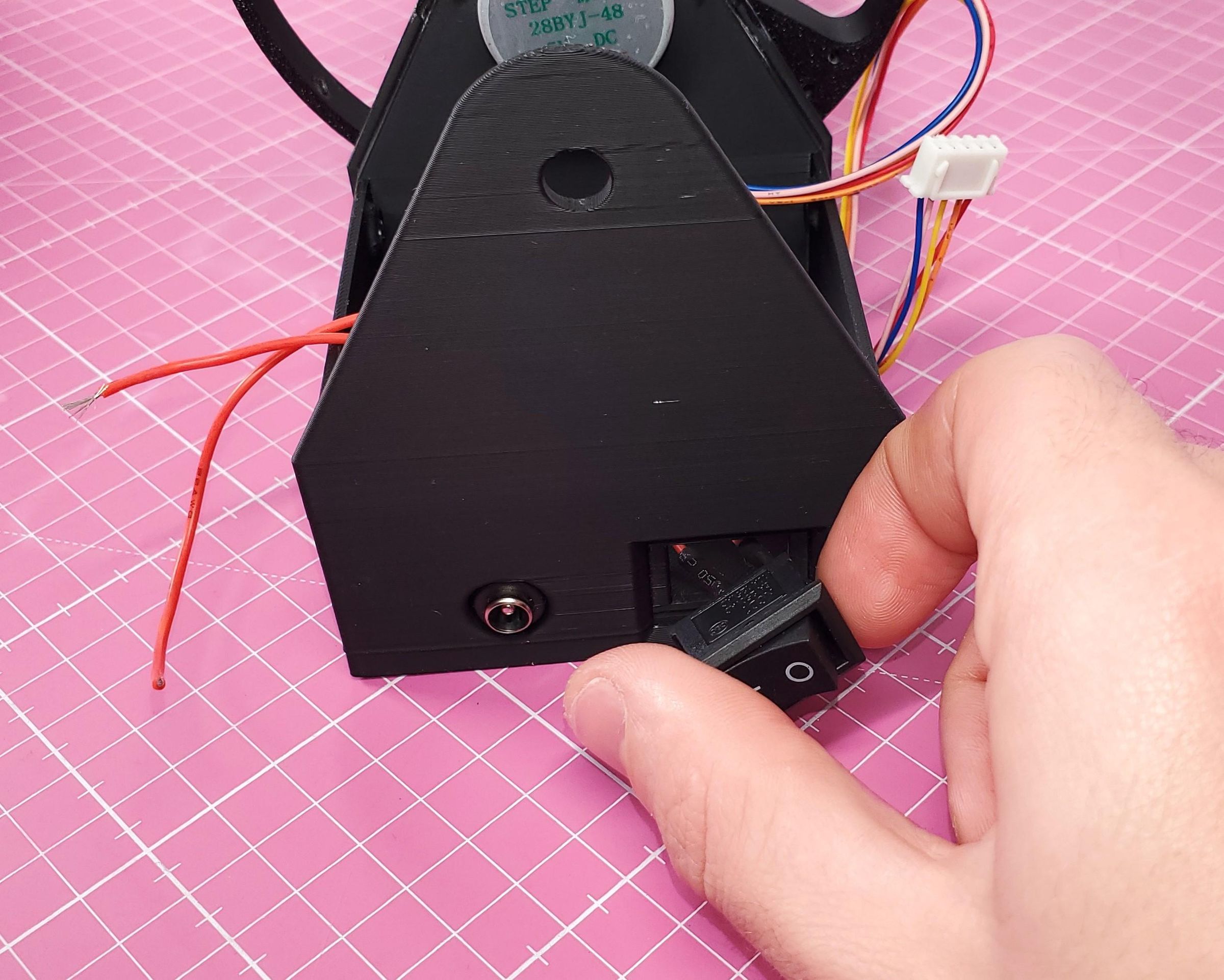 3D Printed Fishing Lure Rotating Drying Station : 13 Steps (with ...