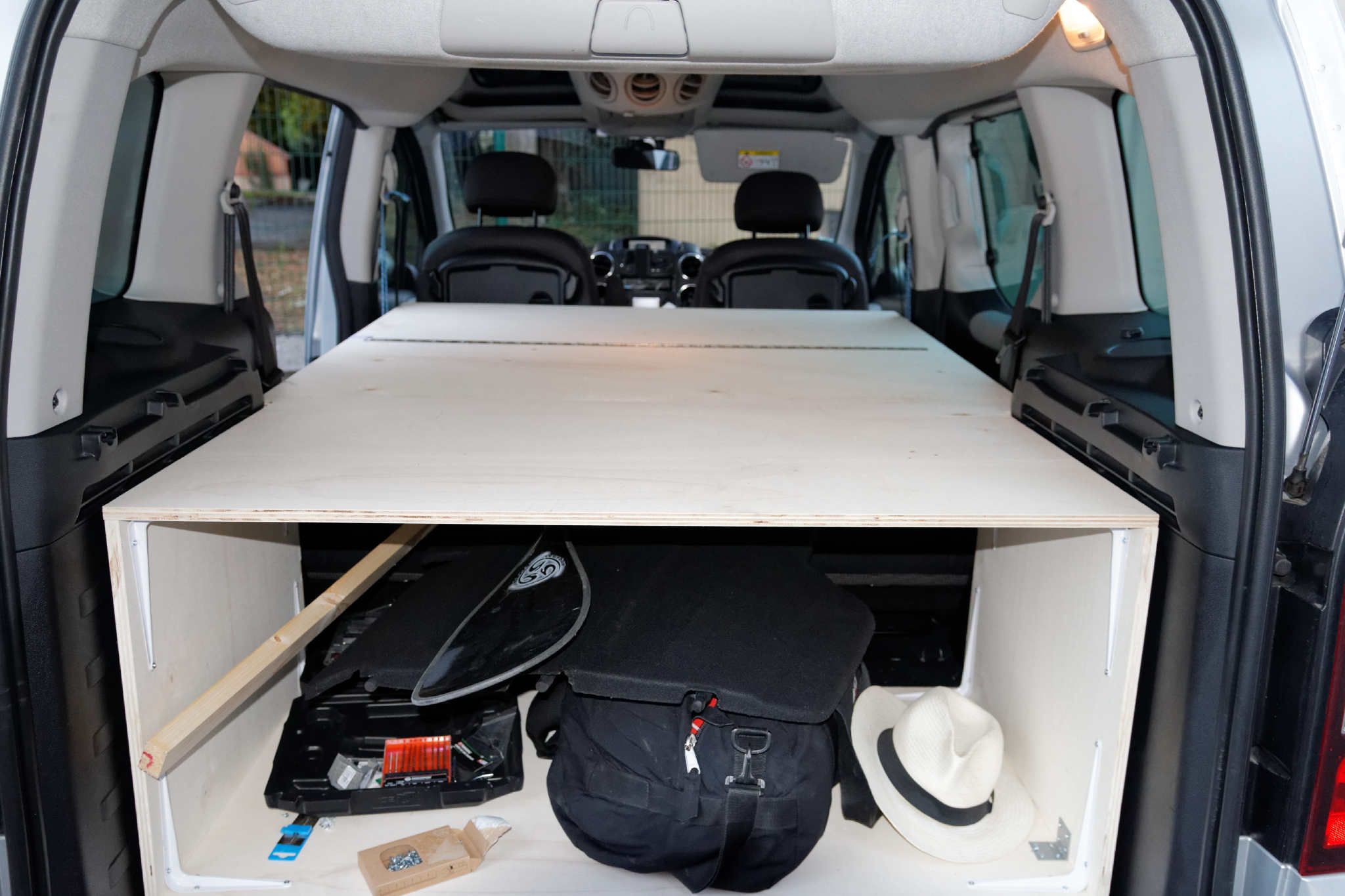 Mini Van Camper Conversion...an Other Design! : 7 Steps (with Pictures ...