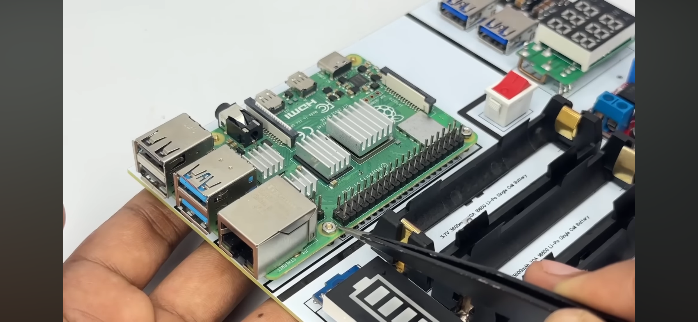 Portable DIY Electronics Workstation : 19 Steps (with Pictures) - Instructables