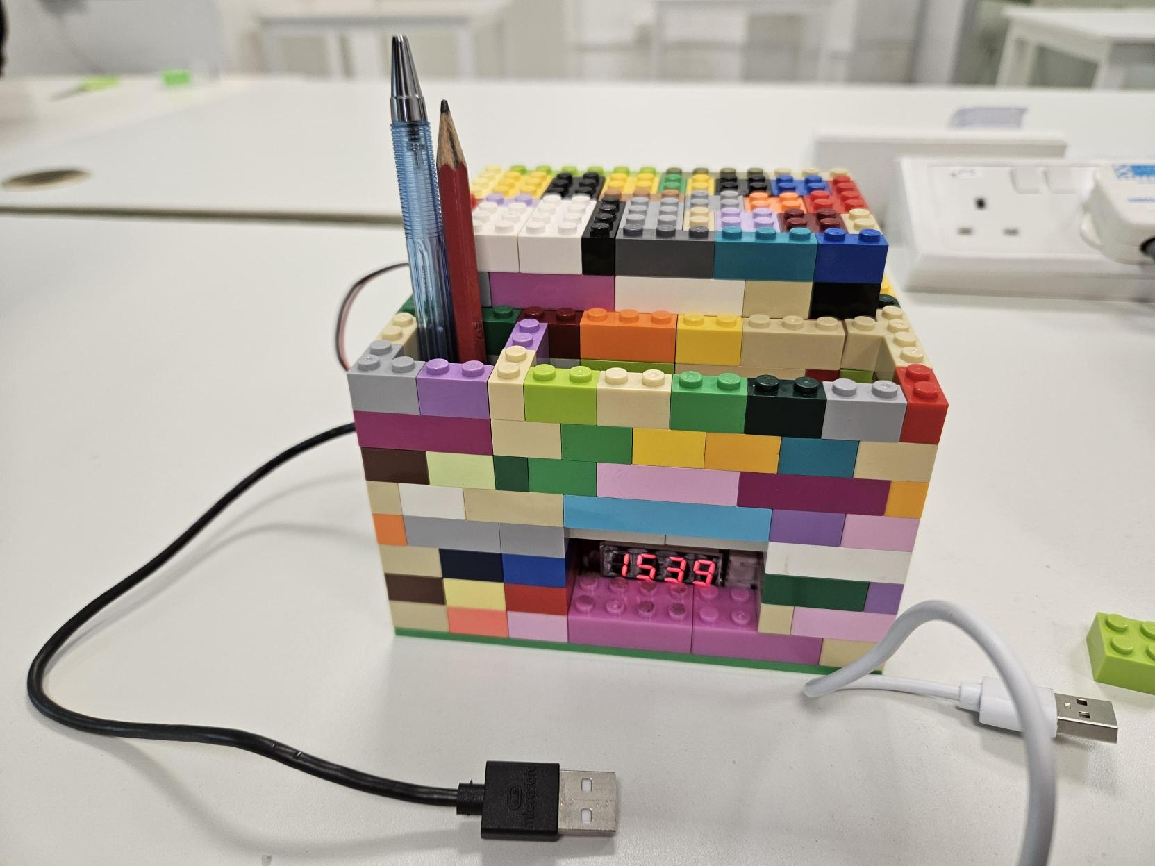 Lego Micro:bit Clock : 3 Steps (with Pictures) - Instructables