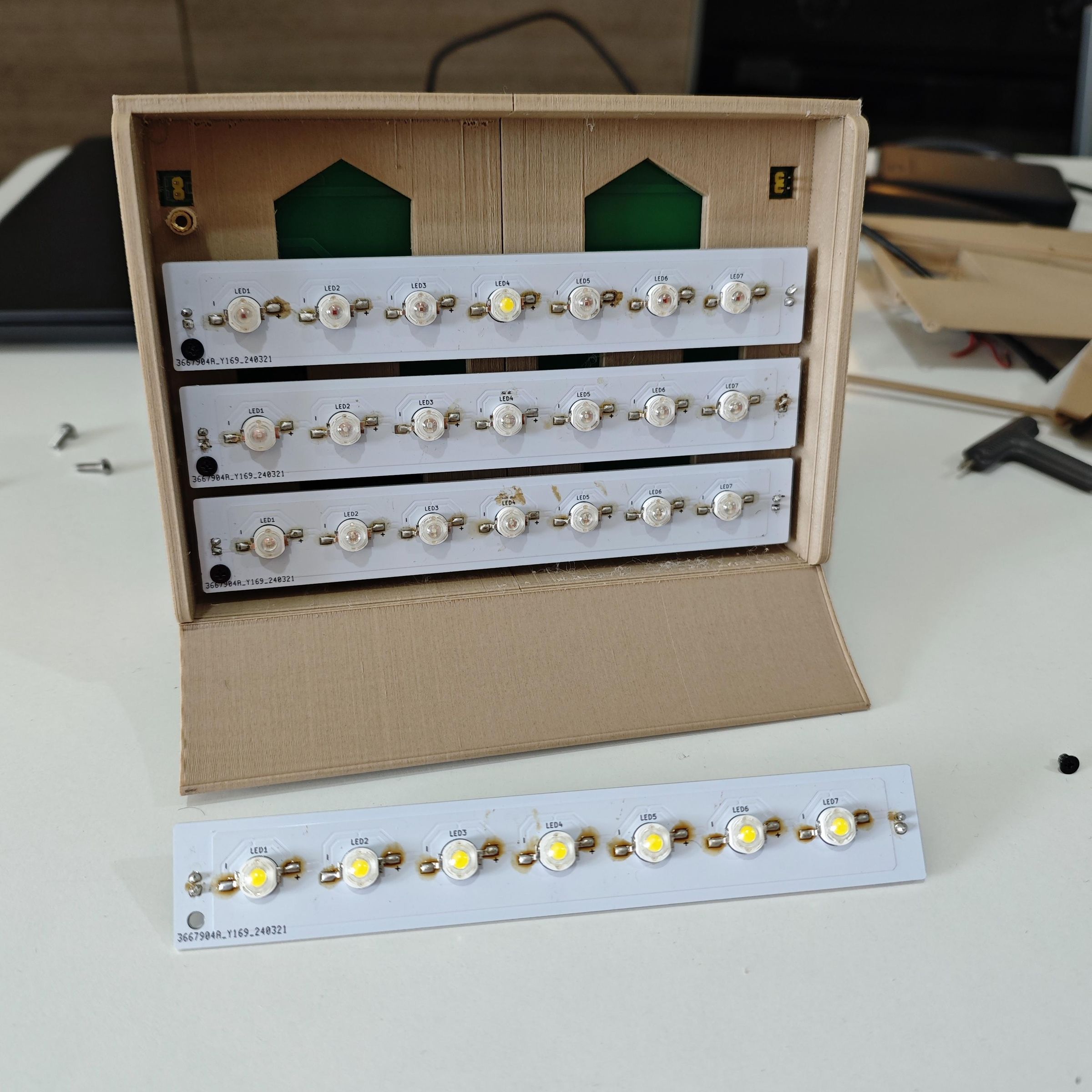 Smart Modular RGBW Aquarium Lamp With Cloud Remote Monitoring : 16 ...