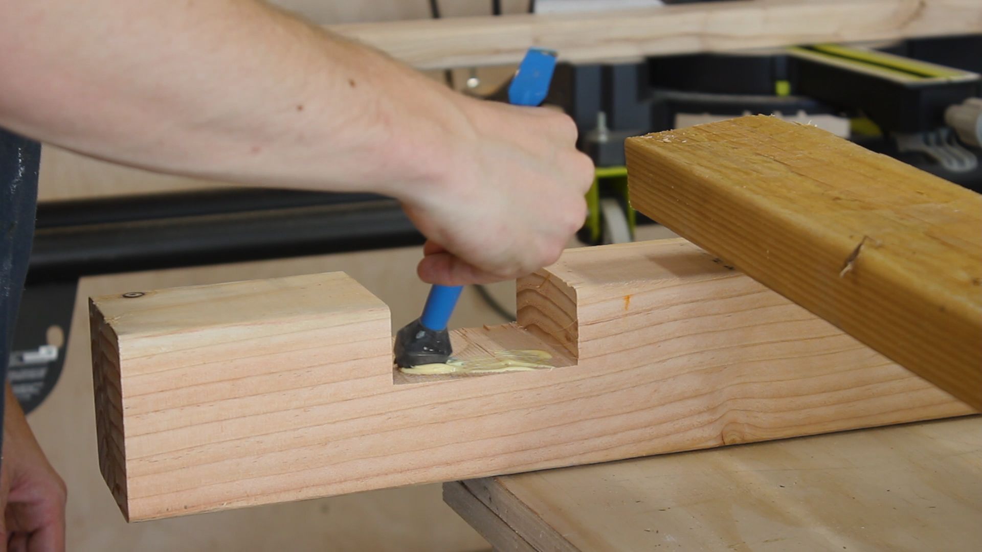 $100 10ft Work Bench/Surface With Storage : 12 Steps (with Pictures ...