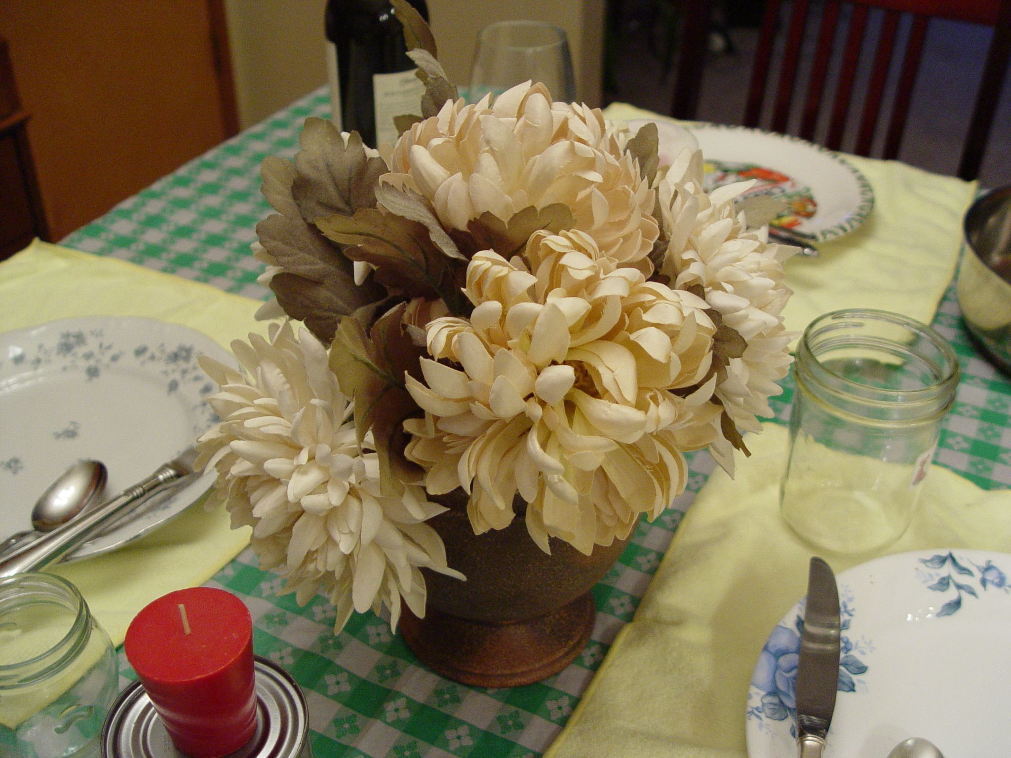 Setting a Redneck Table : 4 Steps - Instructables