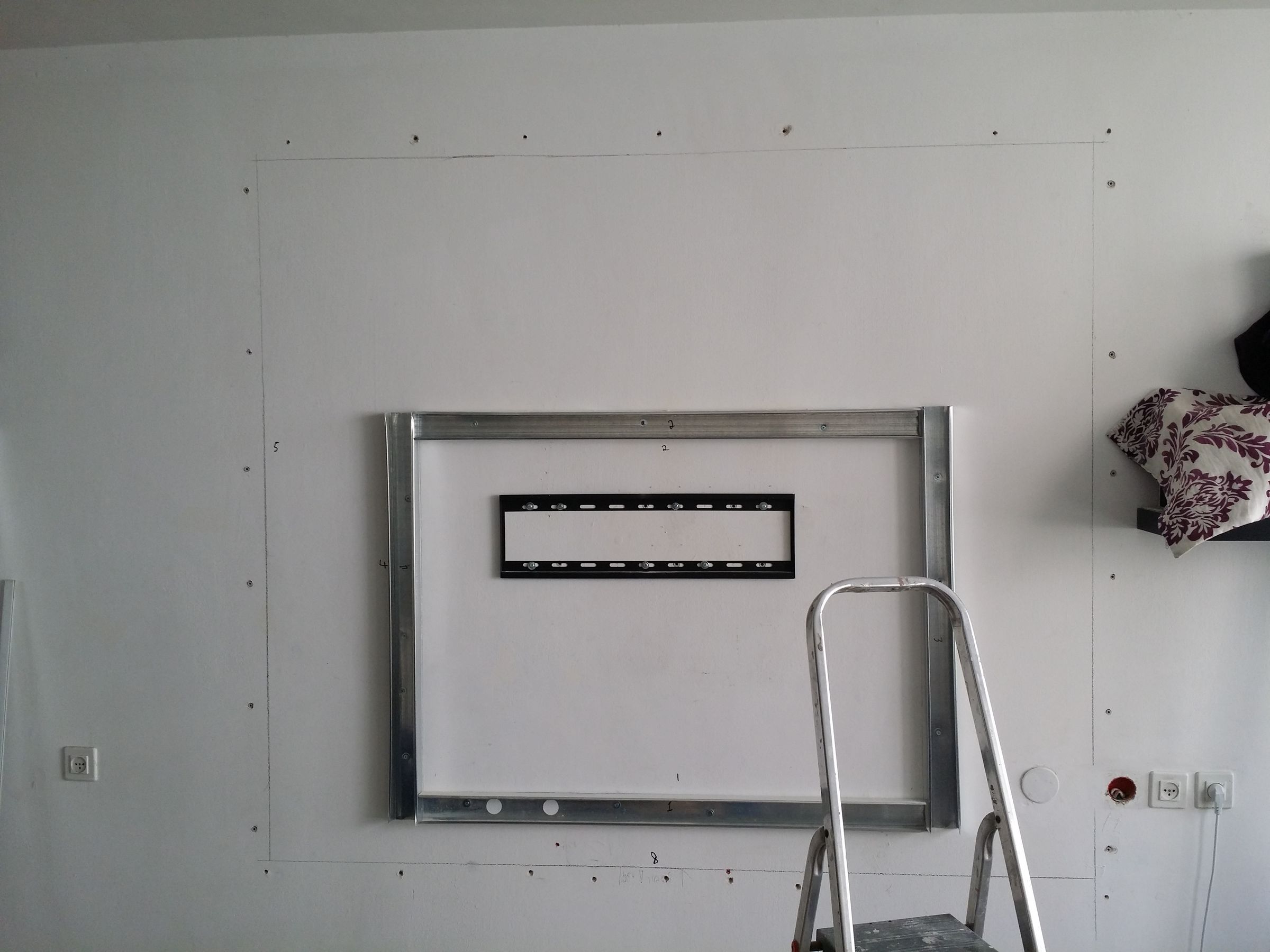Drywall TV Niche : 17 Steps (with Pictures) - Instructables