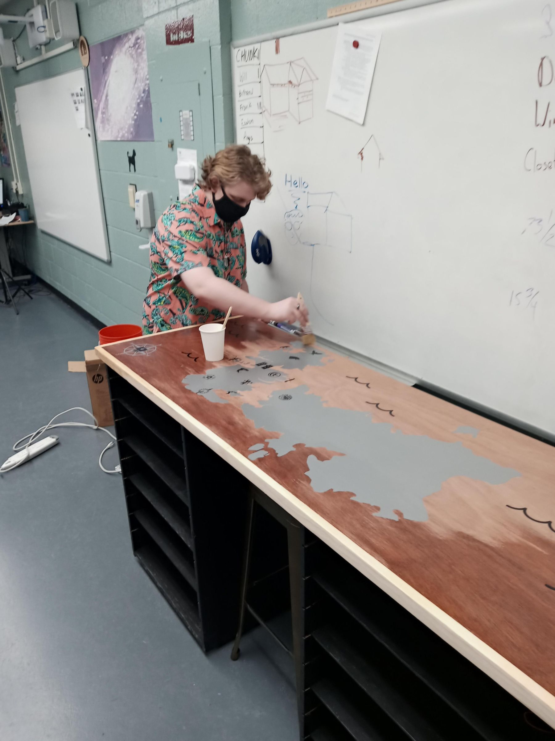 Game of Thrones Desk : 19 Steps (with Pictures) - Instructables