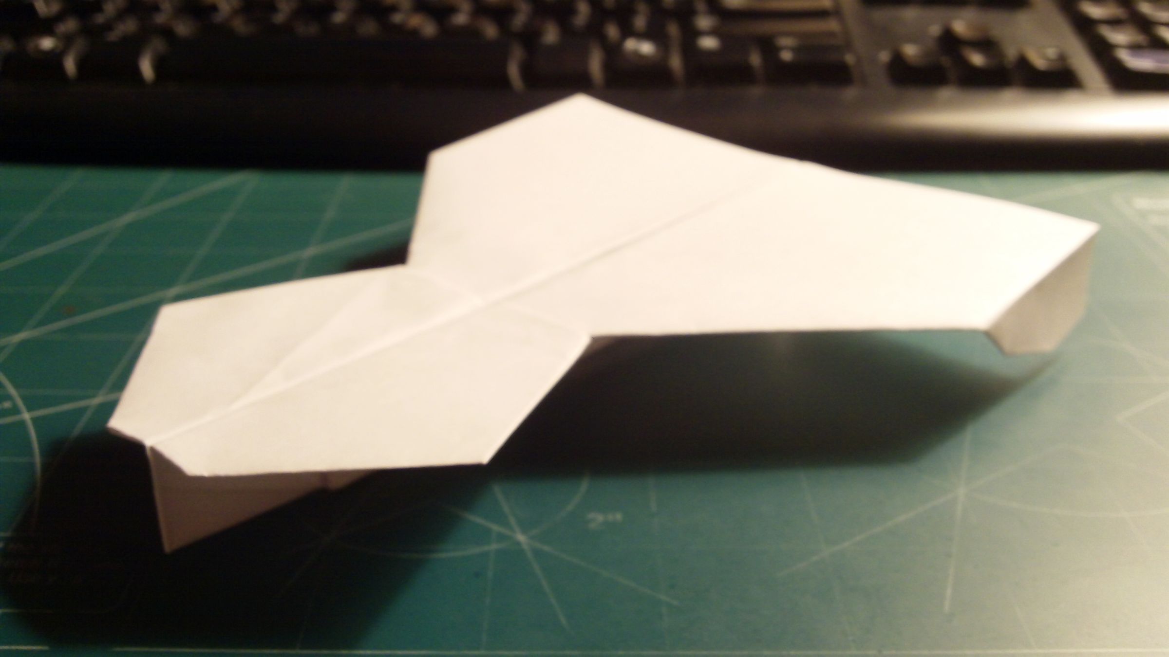 How to Make the Viper Paper Airplane : 9 Steps - Instructables