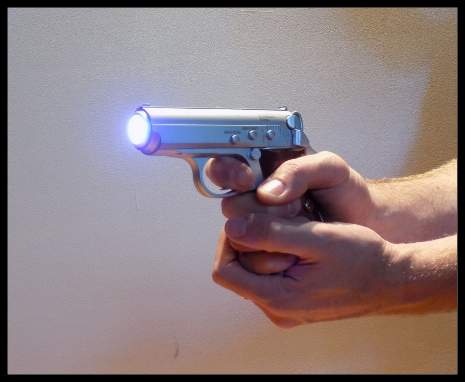 LED Gun Torch : 7 Steps - Instructables