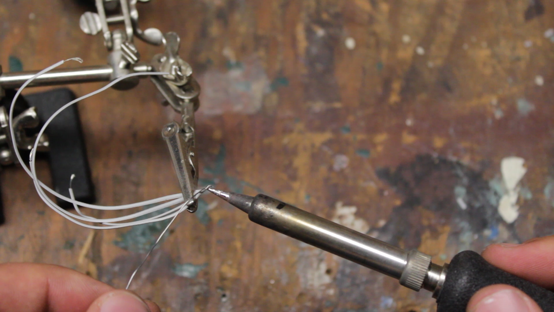 How to Make a Backlit Xbox One Controller Mod : 10 Steps (with Pictures ...