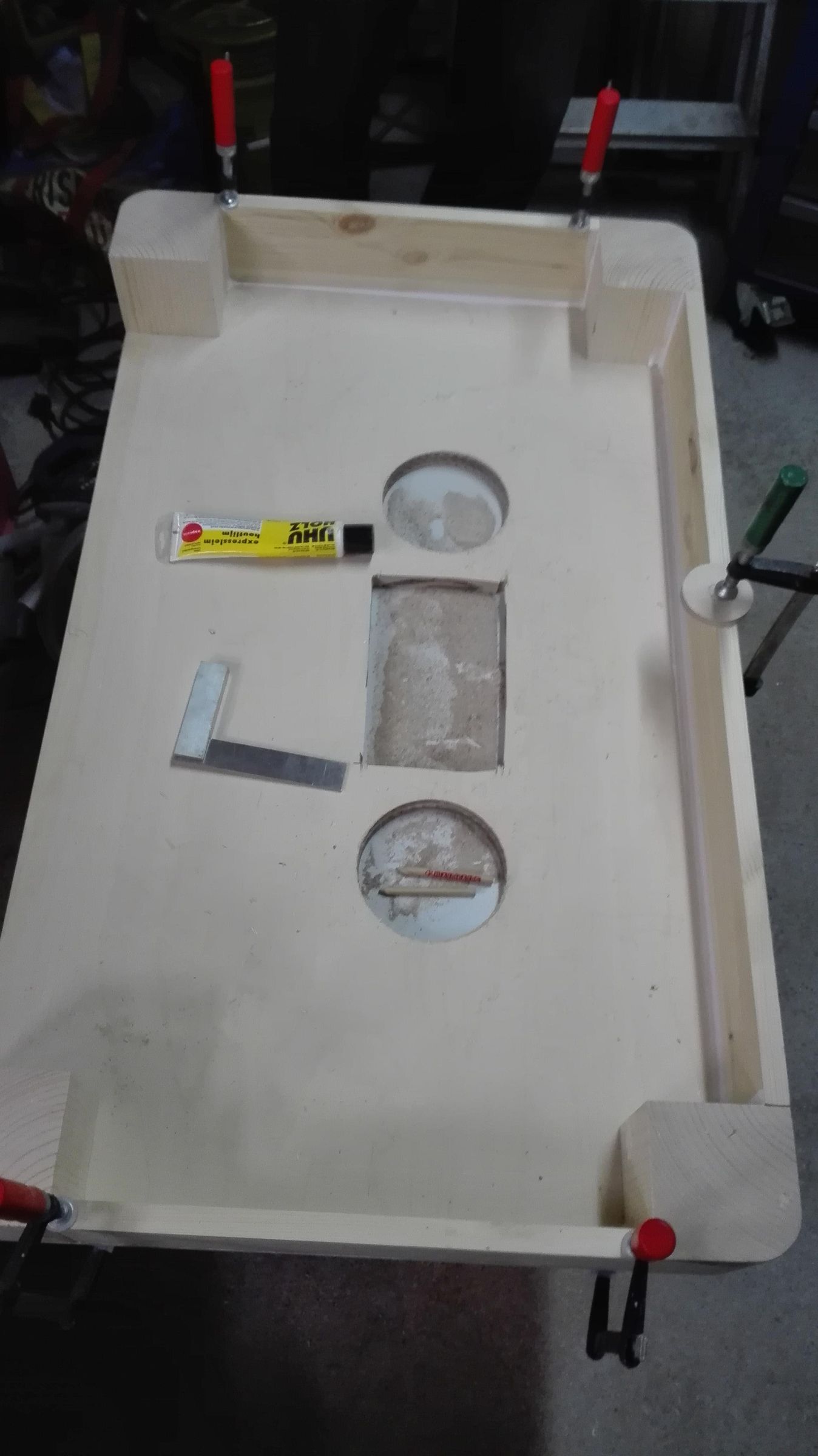 Wooden Cassette Table for the Living Room : 5 Steps (with Pictures ...