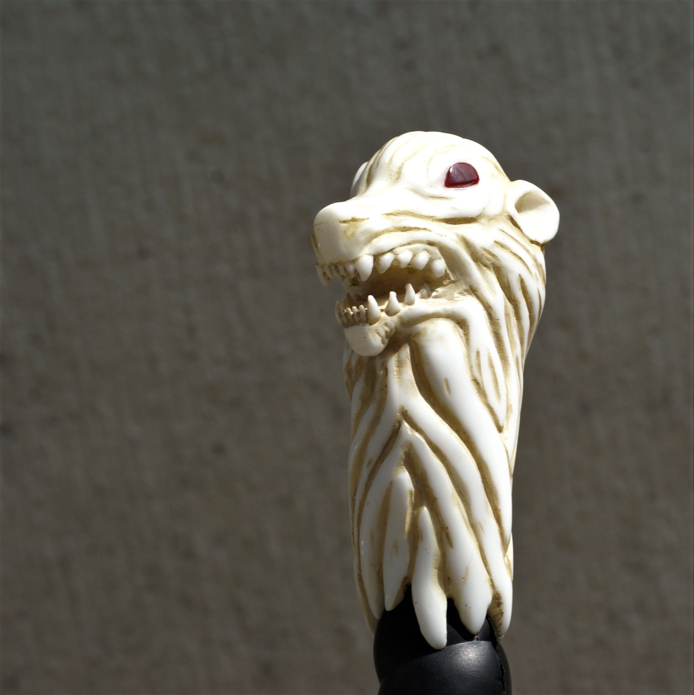 Resin Casting Jon Snow's Longclaw Direwolf Pommel : 15 Steps (with ...