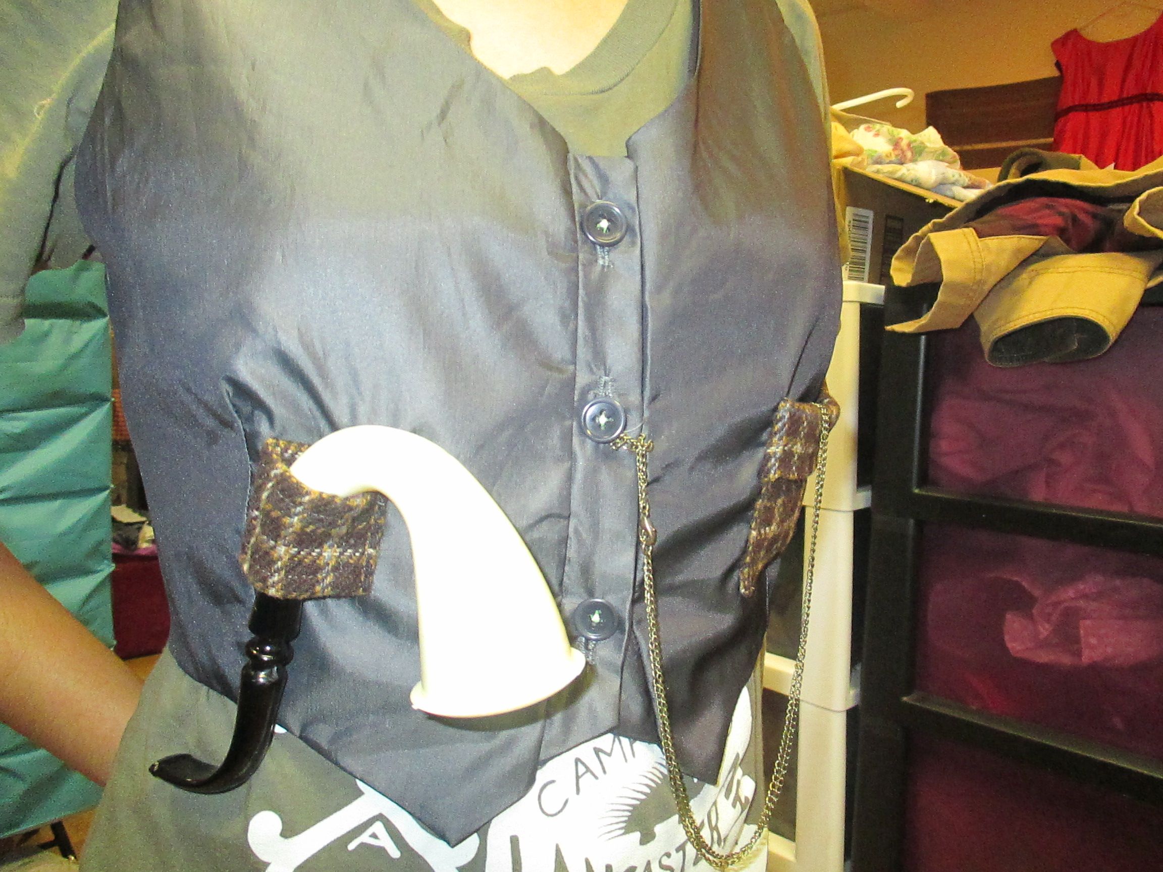 Sherlock Holmes Costume How-to, Including Deerstalker Tutorial. : 9 ...