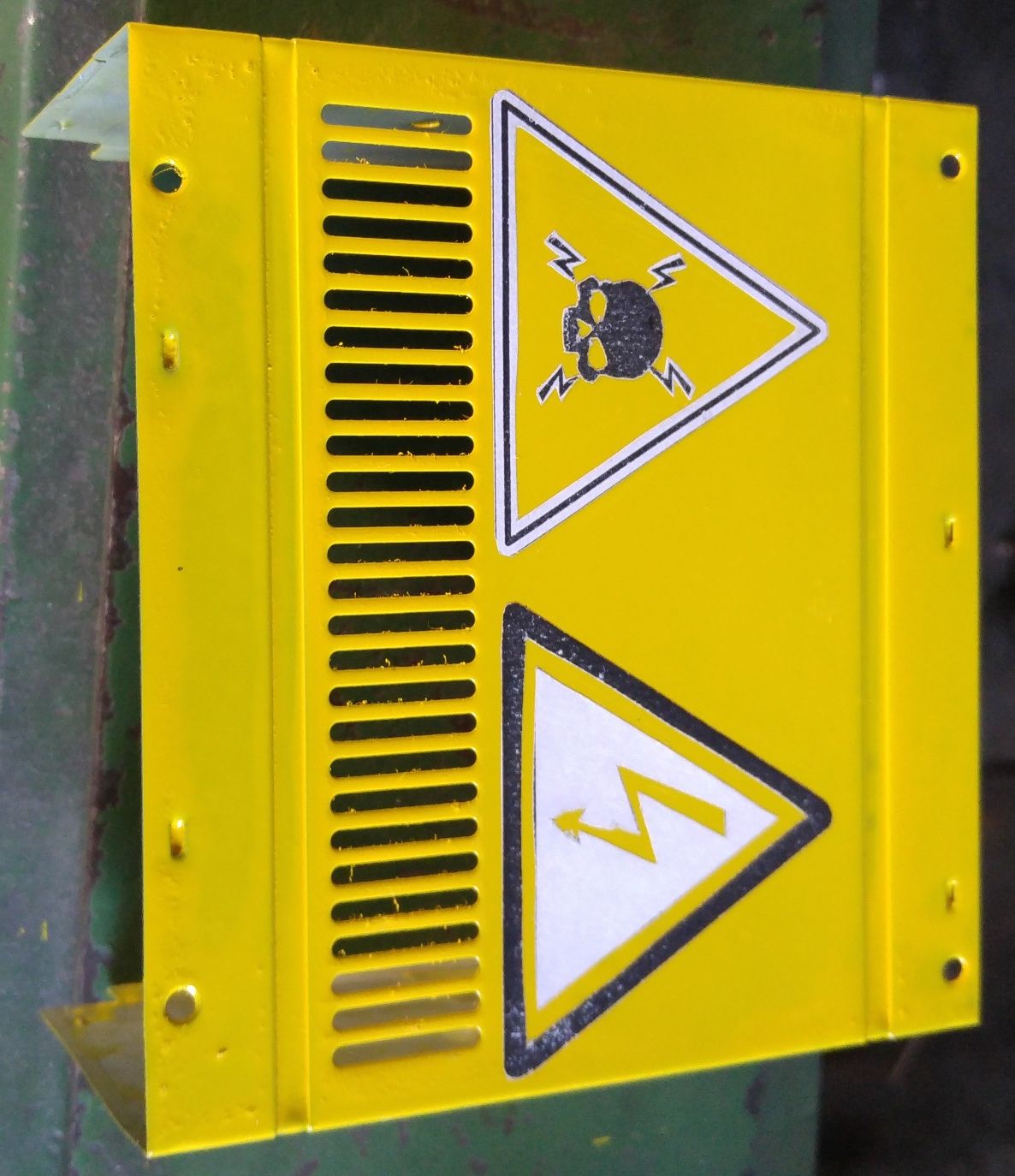 Power Supply From Old PSU : 8 Steps (with Pictures) - Instructables