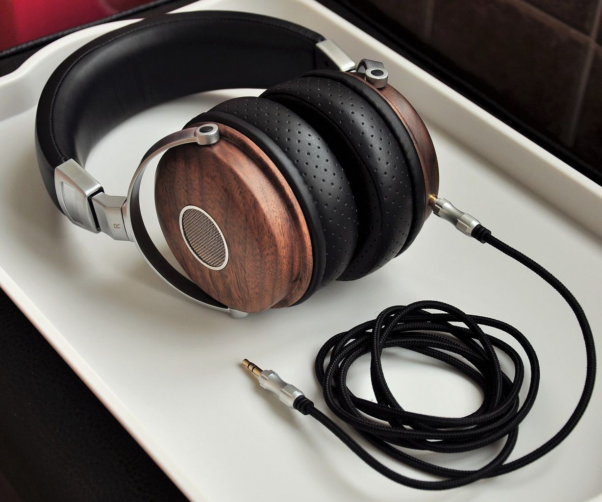 Black Walnut Wooden Shell Headphone With Hi–Fi 40 or 50mm Sennheiser ...