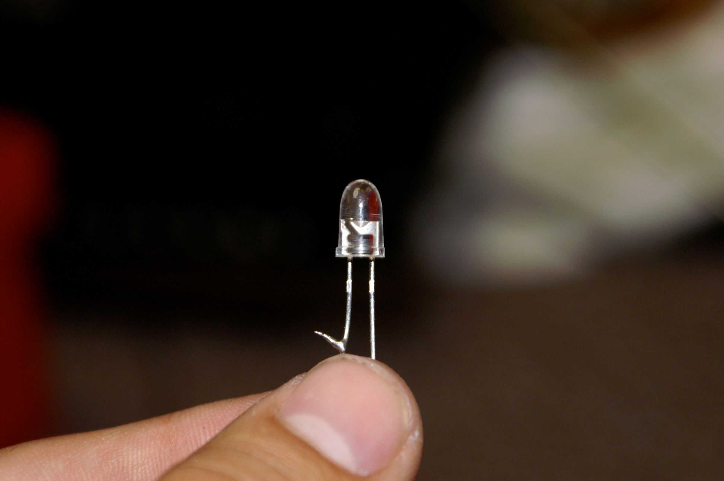 LED Beginner Project: Part 1 : 10 Steps - Instructables