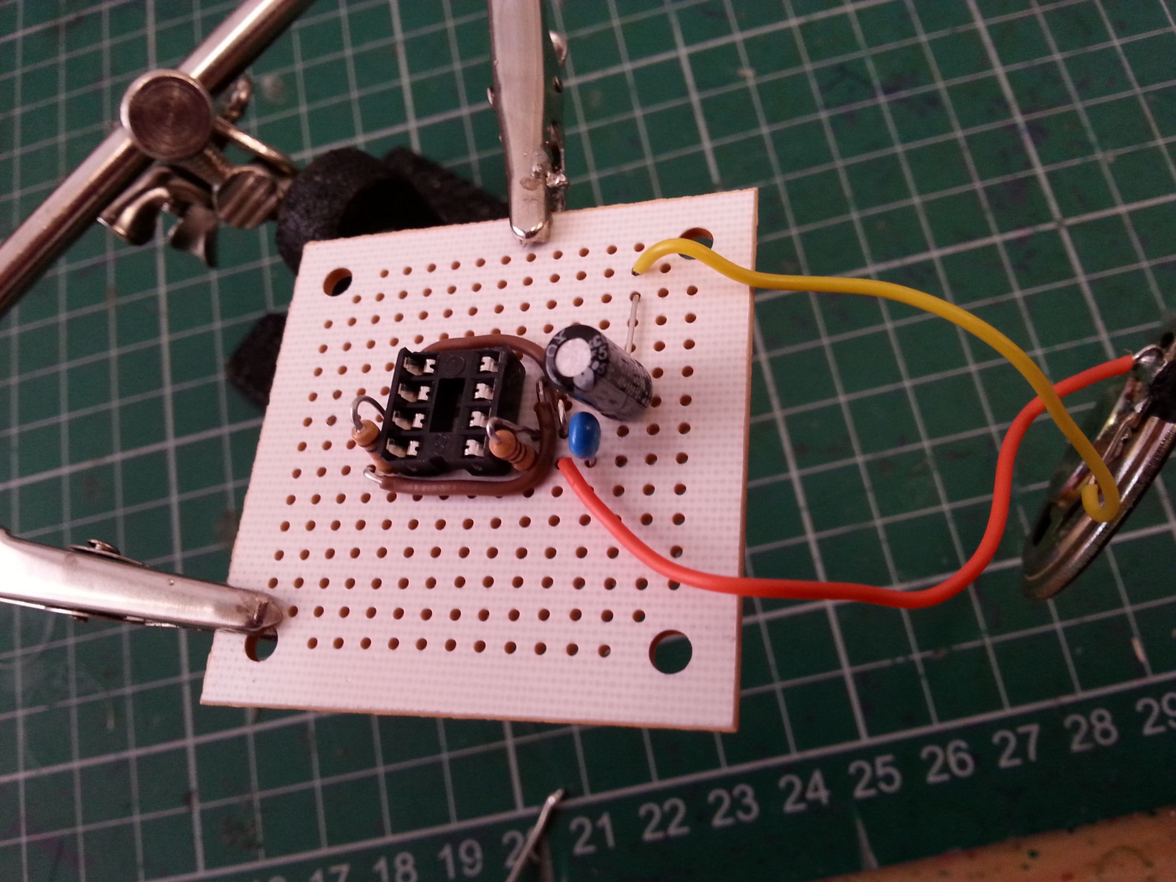 Chicken Theremin : 5 Steps (with Pictures) - Instructables