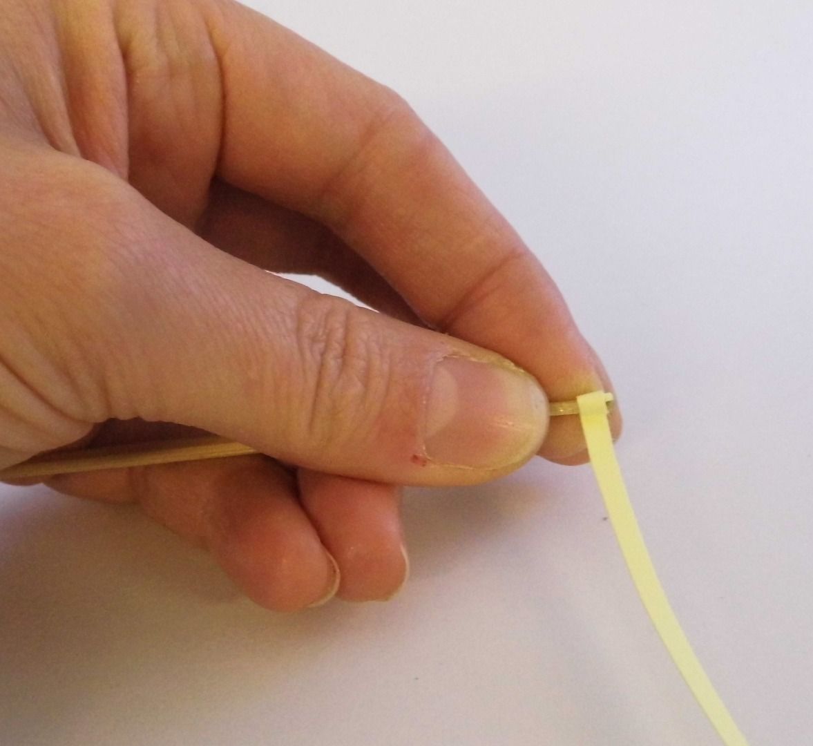 Handmade Paper Necklace : 13 Steps (with Pictures) - Instructables