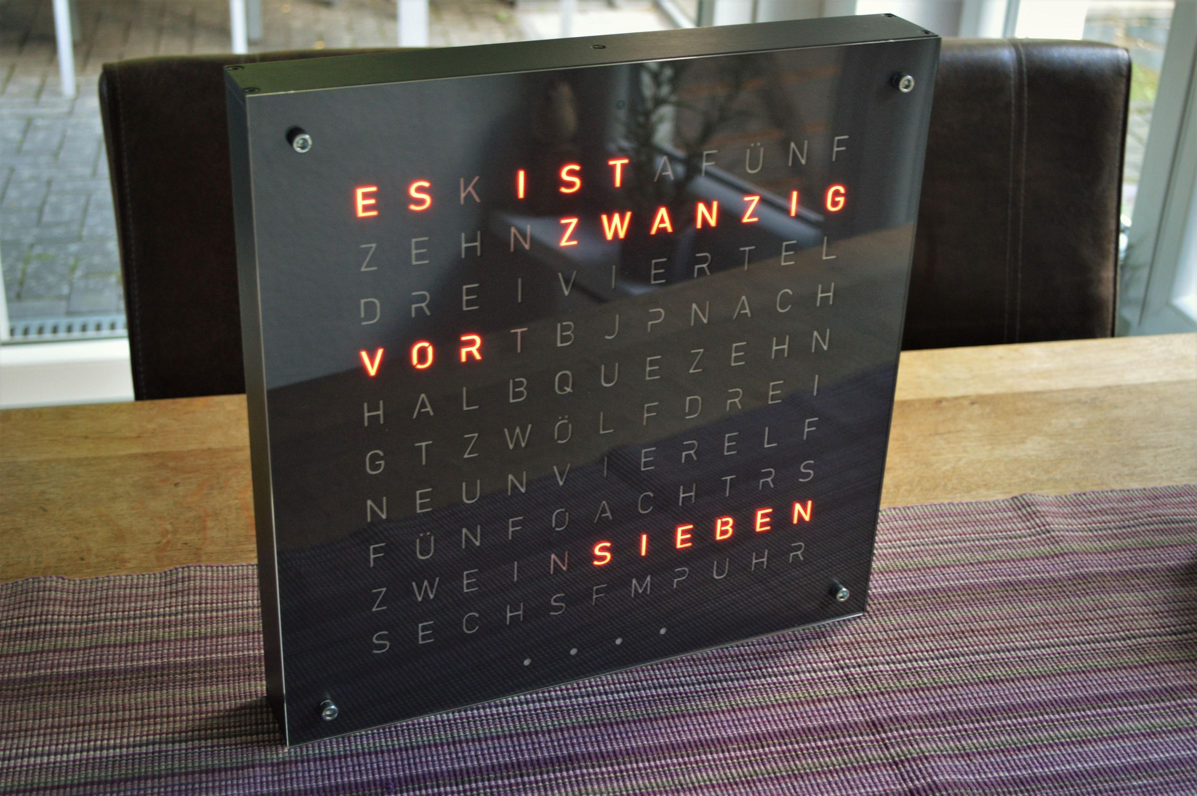 Word Clock (German Layout) : 8 Steps - Instructables