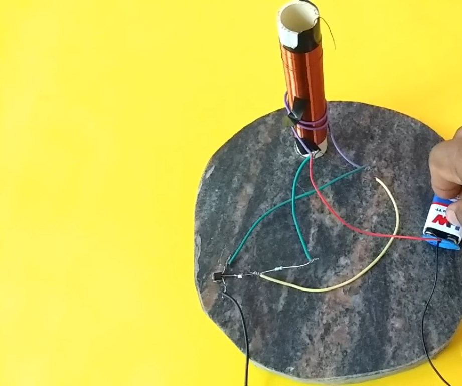 How to Make a Slayer Exciter ( Similar to Tesla Coil) : 4 Steps ...