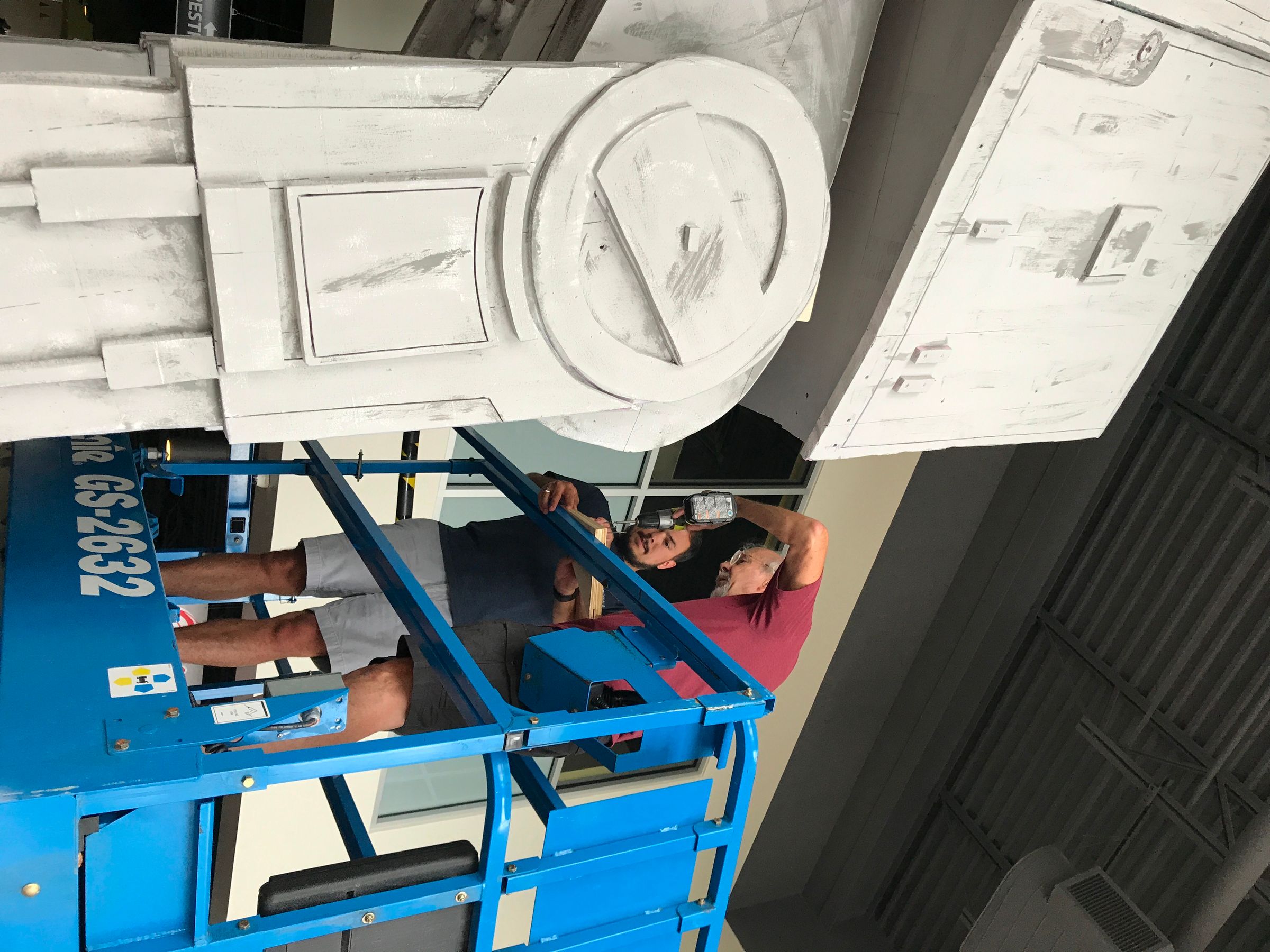 Make a Large-Scale Star Wars AT-AT Walker : 11 Steps (with Pictures ...