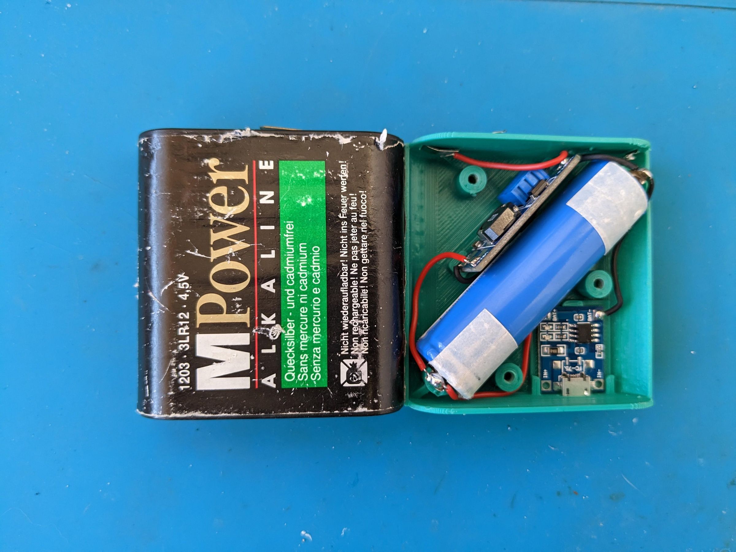 Vintage Military Flashlight Upgrade : 5 Steps (with Pictures) - Instructables