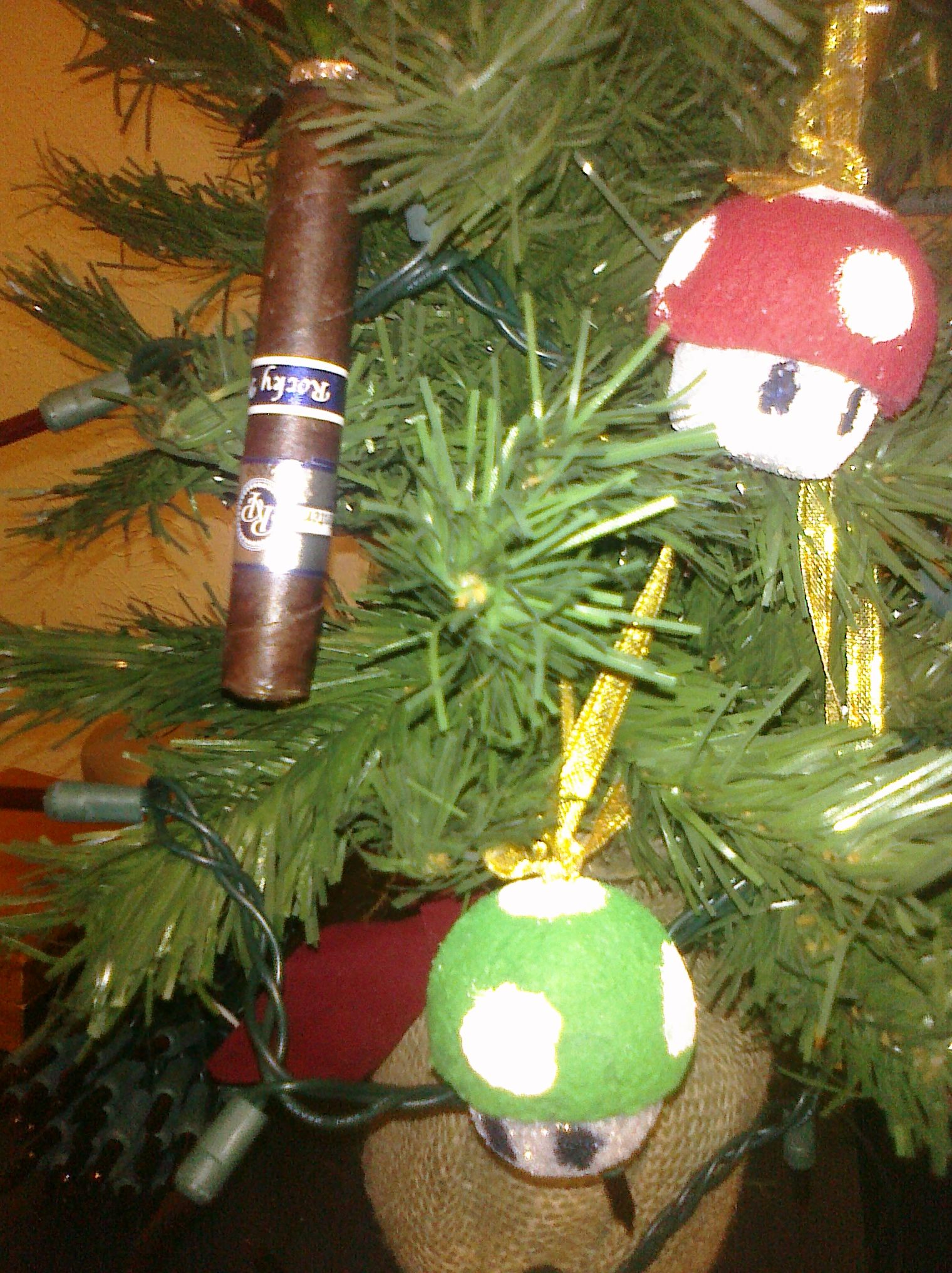 Cigar Christmas Ornaments : 8 Steps - Instructables