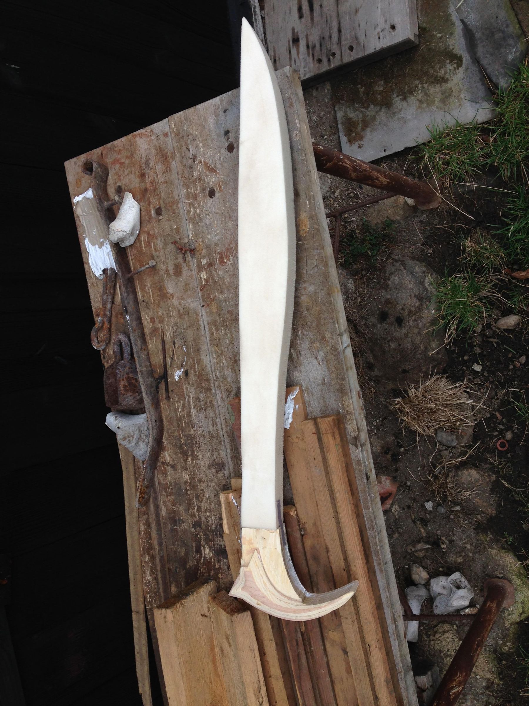 Prop Sword From the Hobbit : 17 Steps (with Pictures) - Instructables