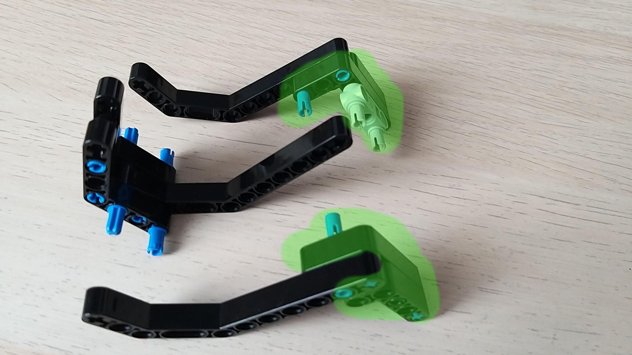 Lego Headphone Holder : 4 Steps - Instructables