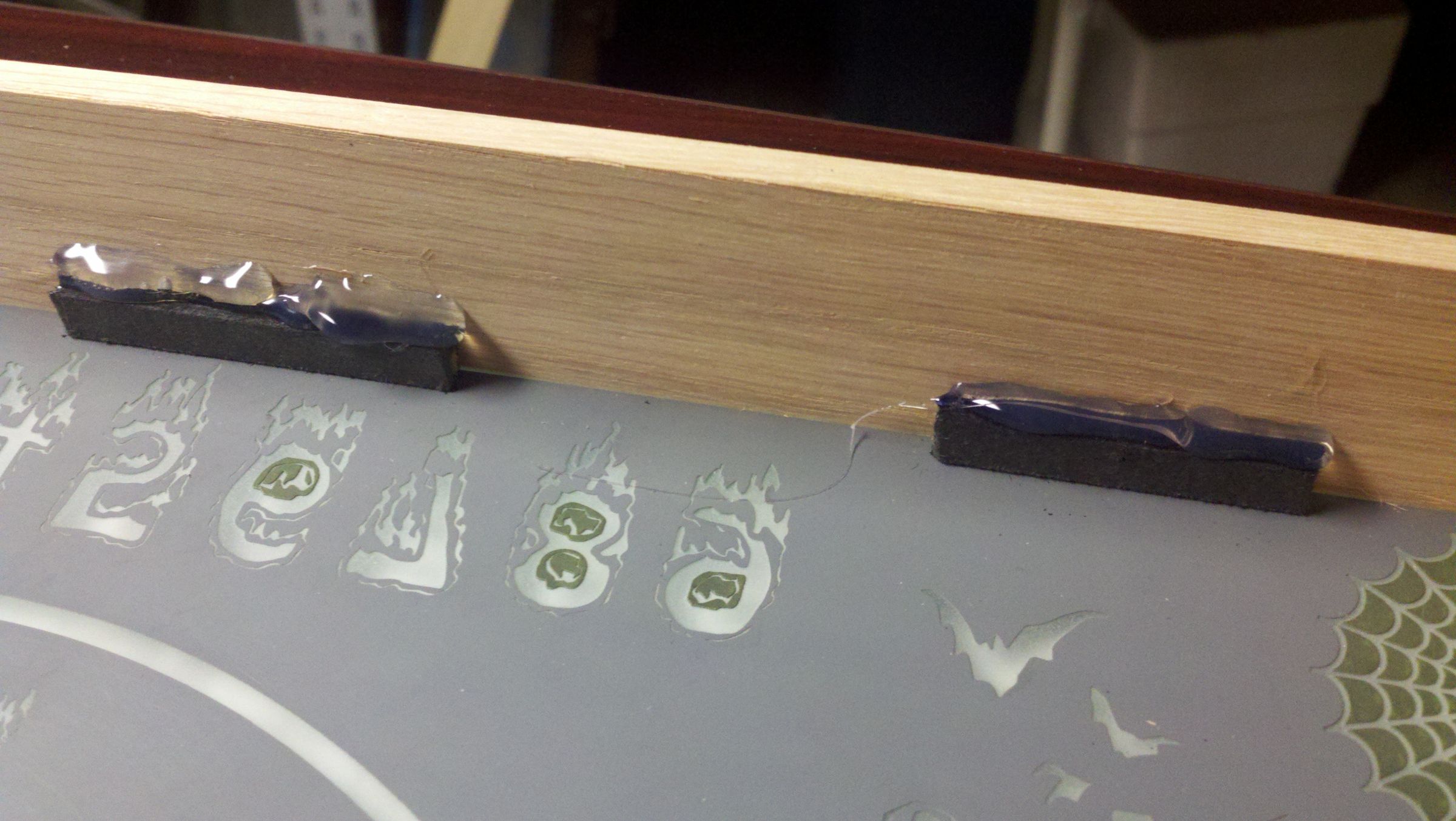 Spooky WeeGee Spirit Board Mirror : 8 Steps (with Pictures) - Instructables