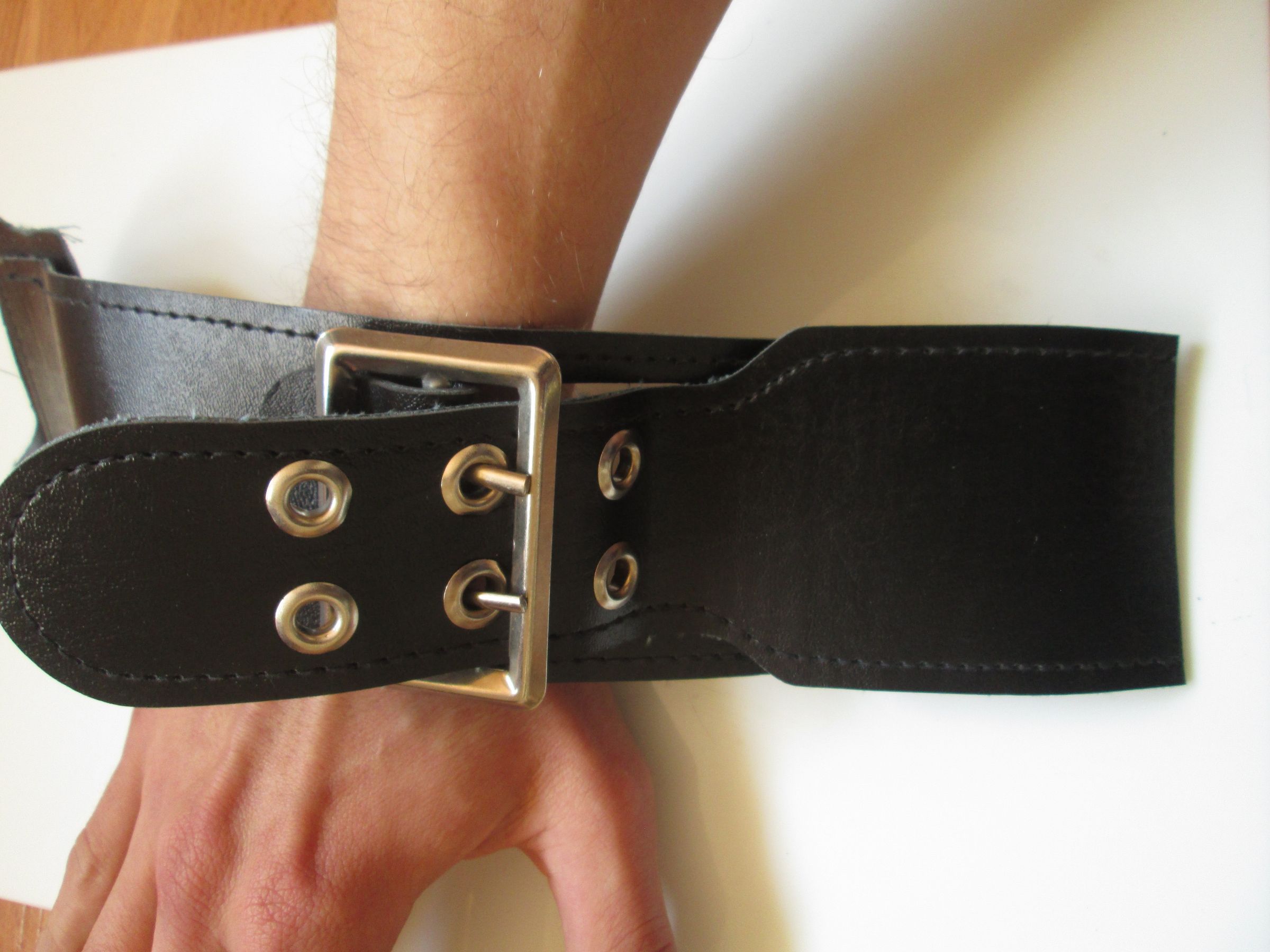 Make Handcuffs From a Suitcase : 5 Steps (with Pictures) - Instructables