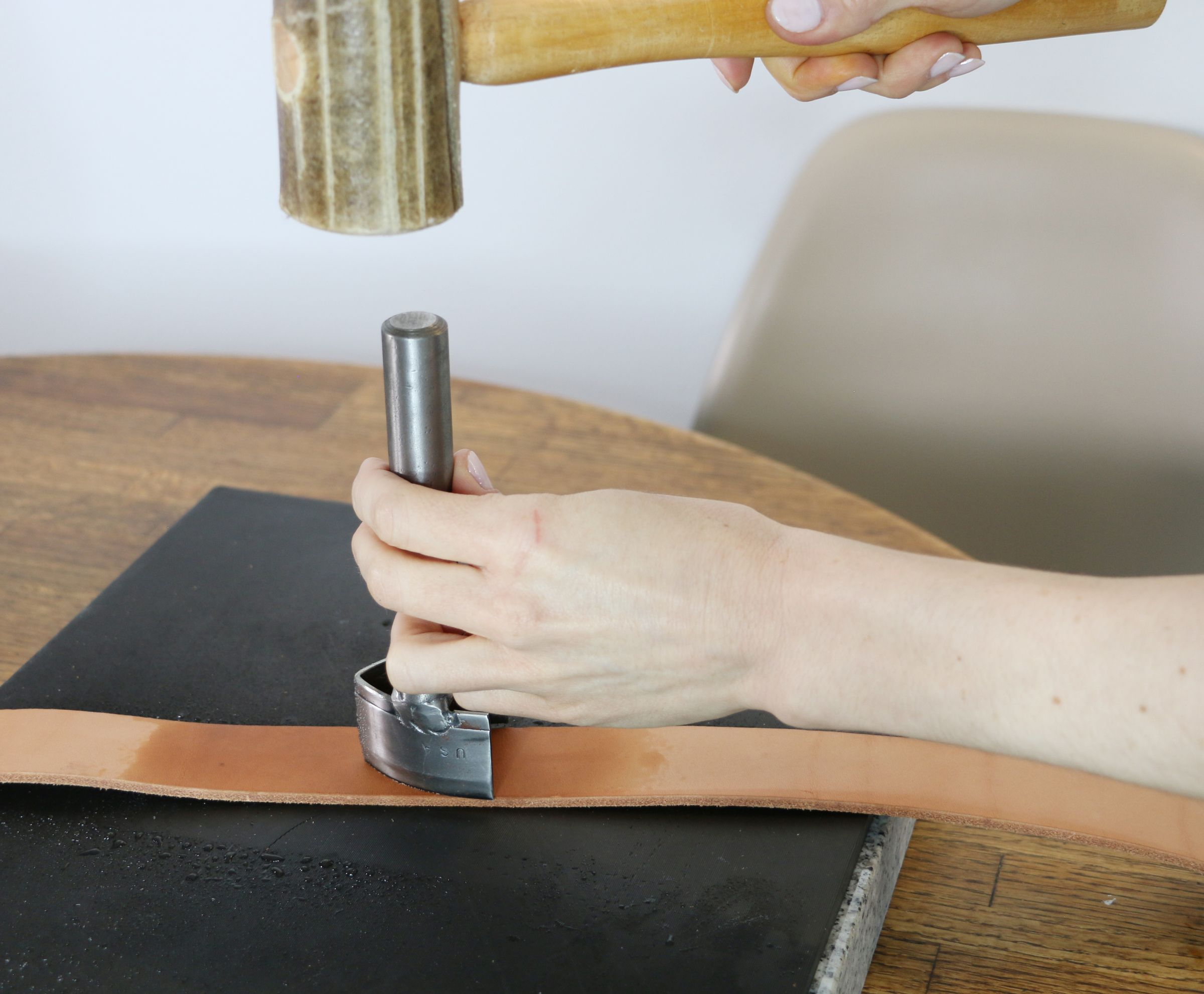 How to Make a Leather Belt - DIY : 8 Steps (with Pictures) - Instructables