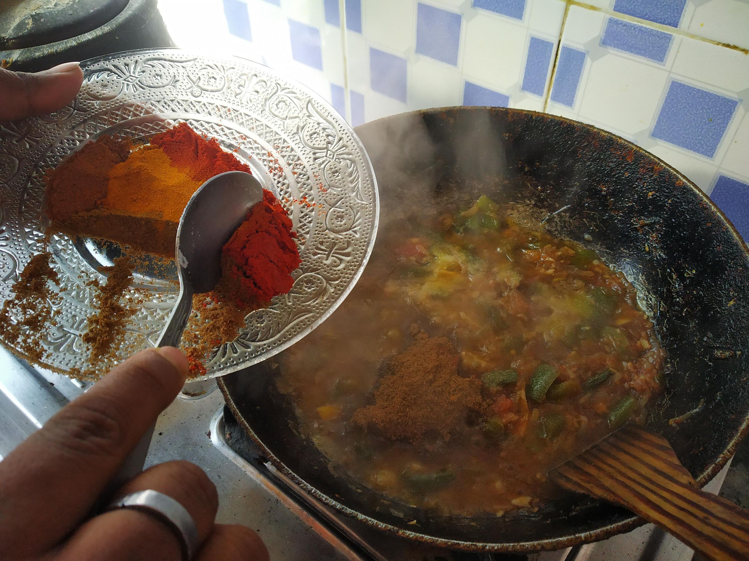 Masala Chicken :7 Easy Steps. Makes You Warm in Winter Days. : 9 Steps ...