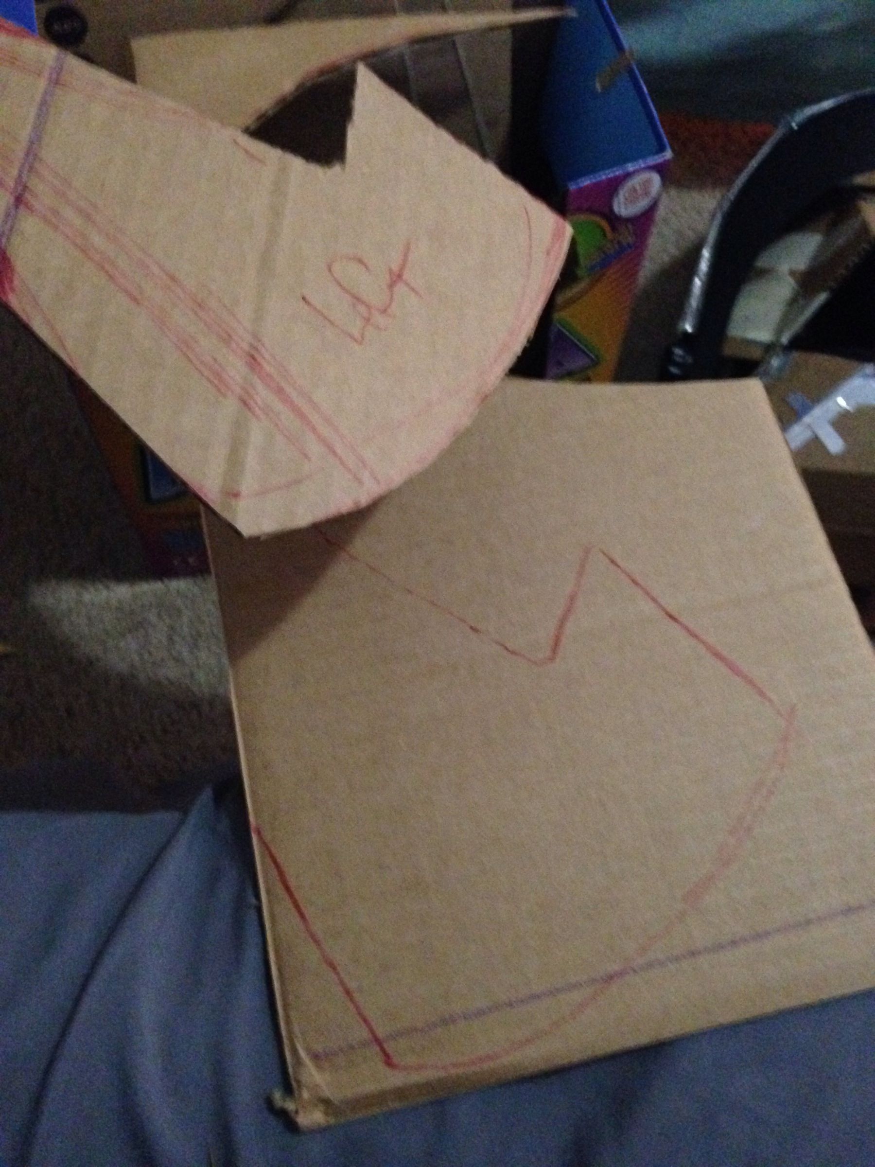 10 Easy Steps to a Cardboard Helmet : 10 Steps - Instructables