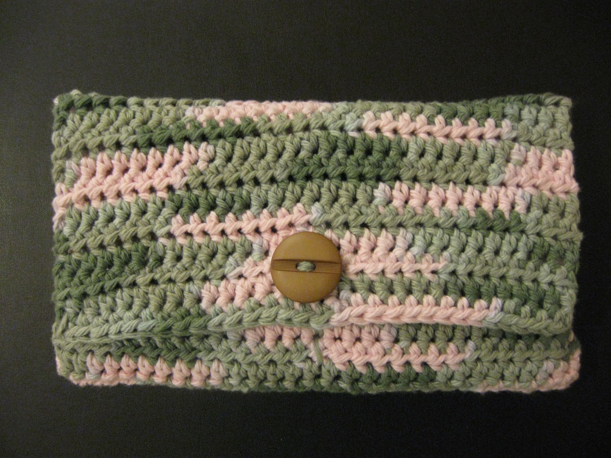Crocheted 5 Pocket Purse : 4 Steps - Instructables