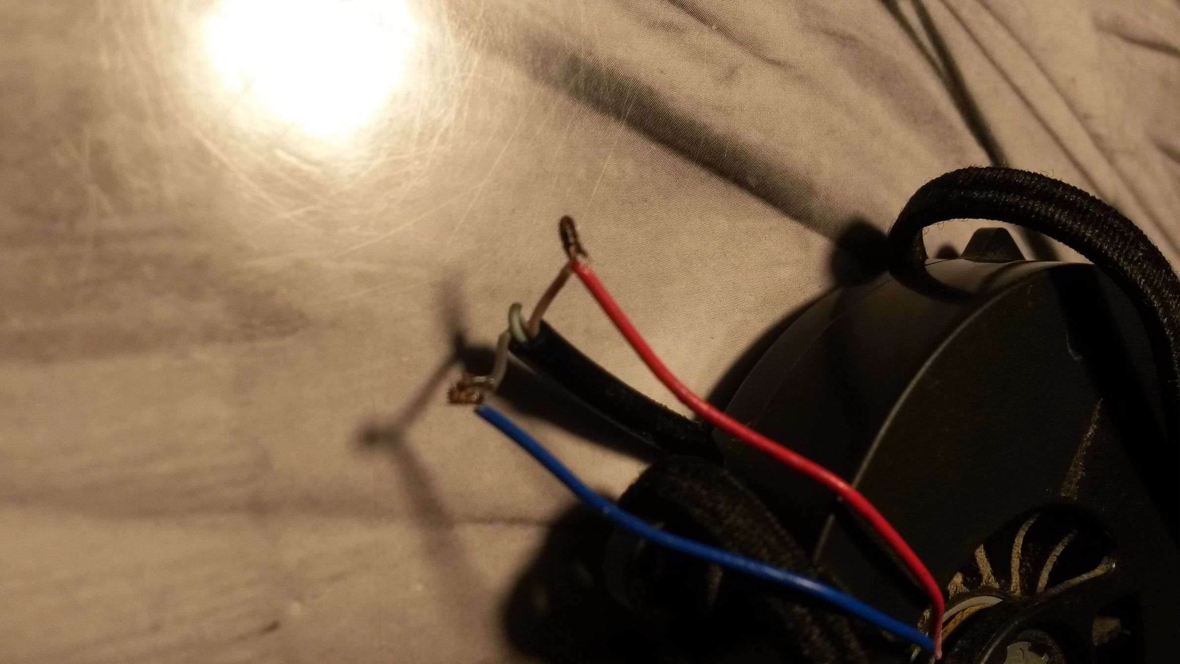 (laptop)Adapter Cooler : 6 Steps - Instructables