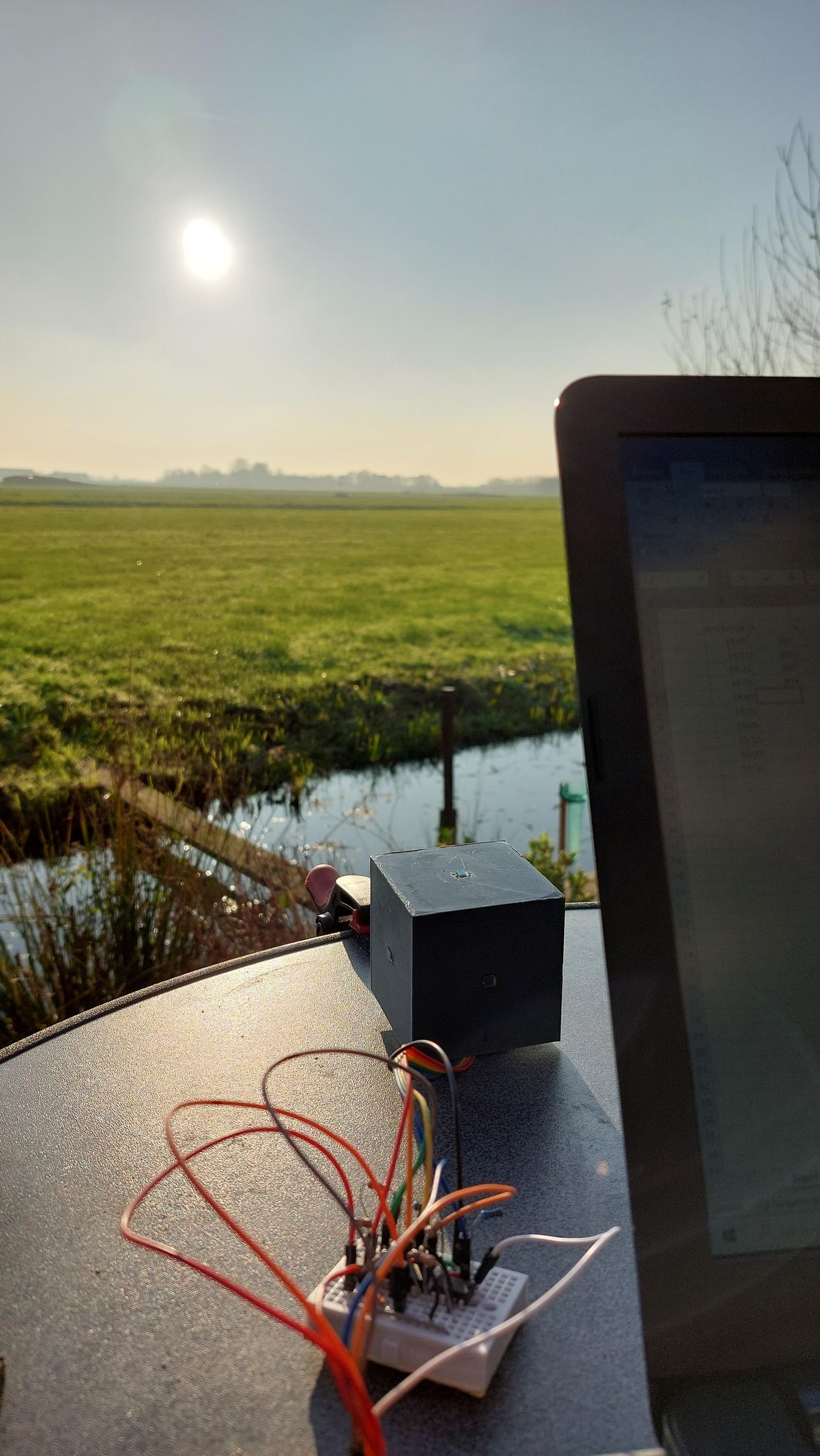 Solar Tracking Battery (Nederlands/Dutch) : 5 Steps - Instructables