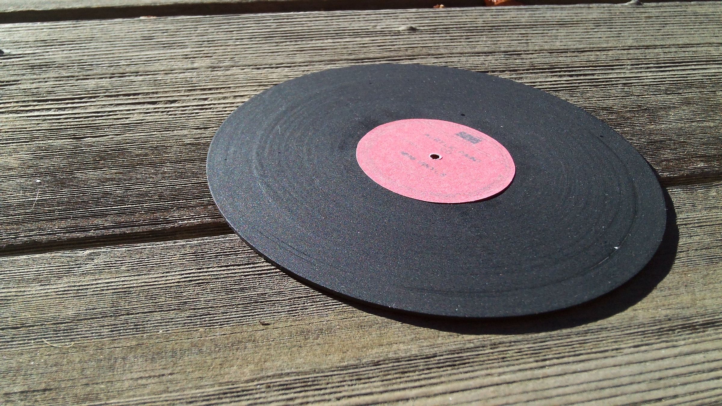 Small Vinyl Records From CDs : 6 Steps (with Pictures) - Instructables