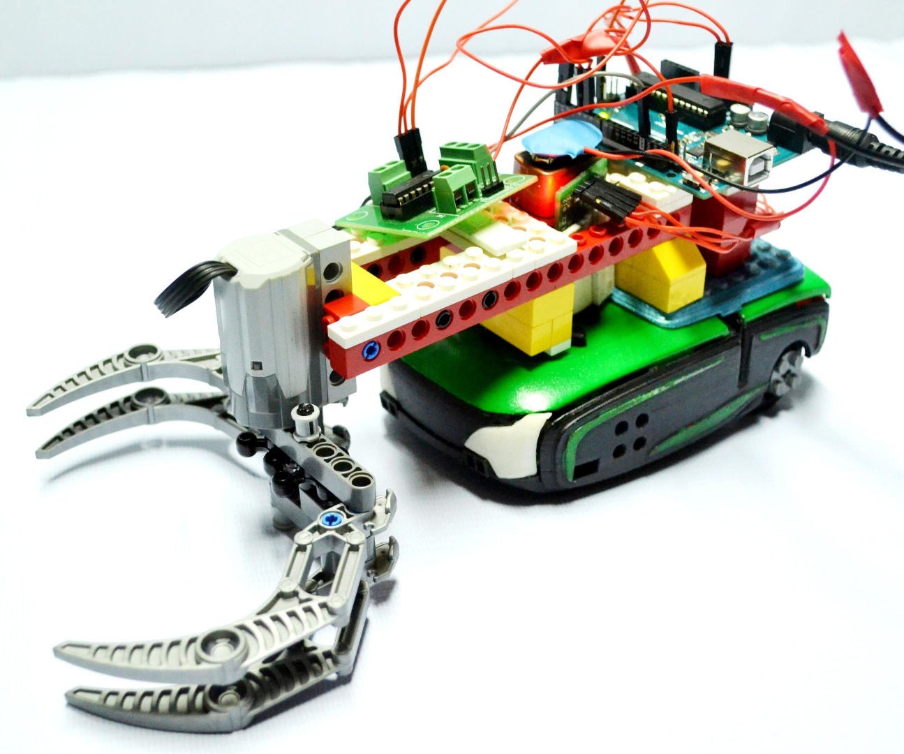 Mobile Robotic Arm Using PHIRO + Arduino : 6 Steps - Instructables Mobile Robotic Arm Using PHIRO + Arduino : 6 Steps - Instructables